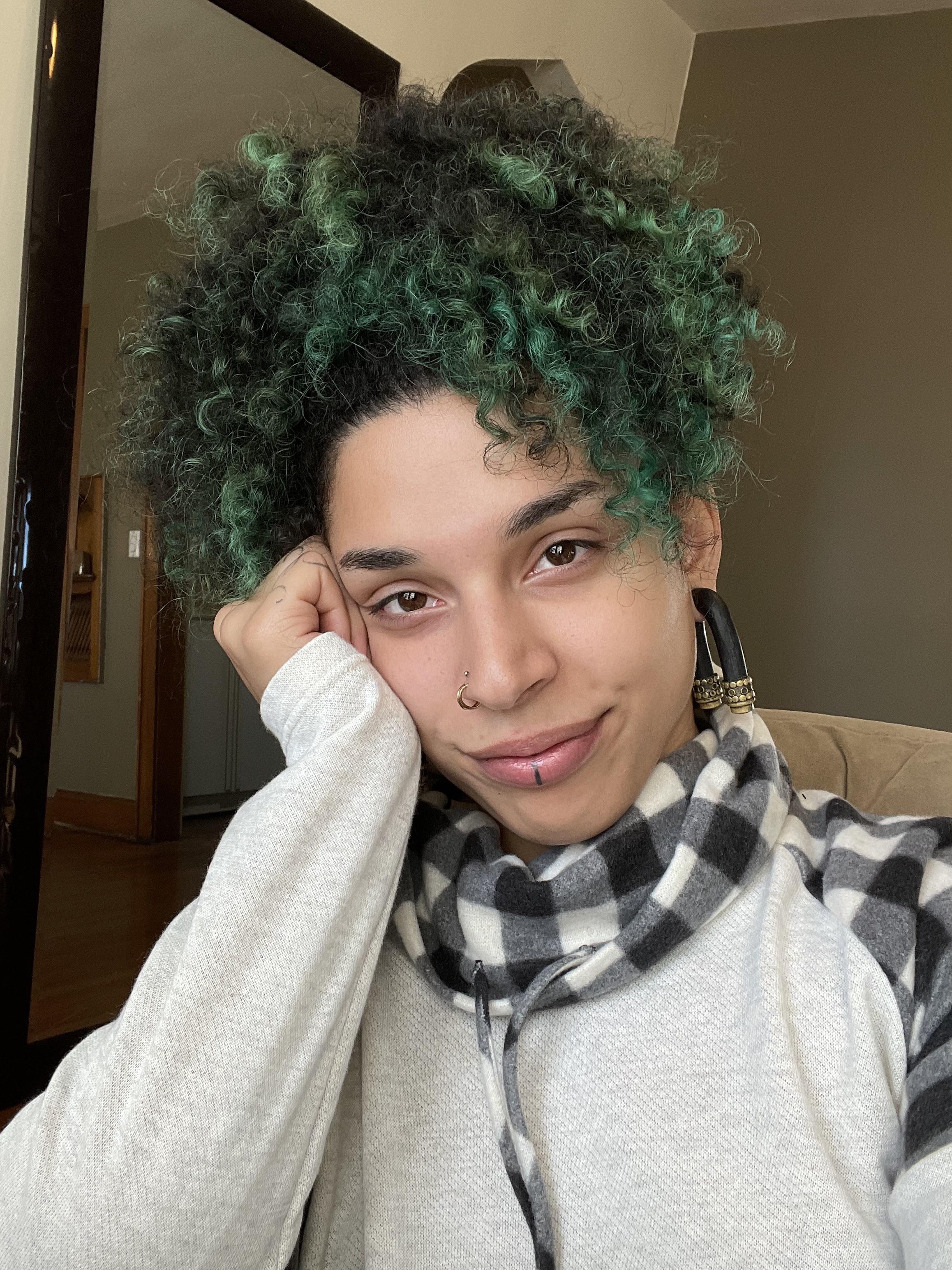 Do I pass with my natural face? MtF 17 months HRT and 8 laser sessions later, so I’m kinda ...