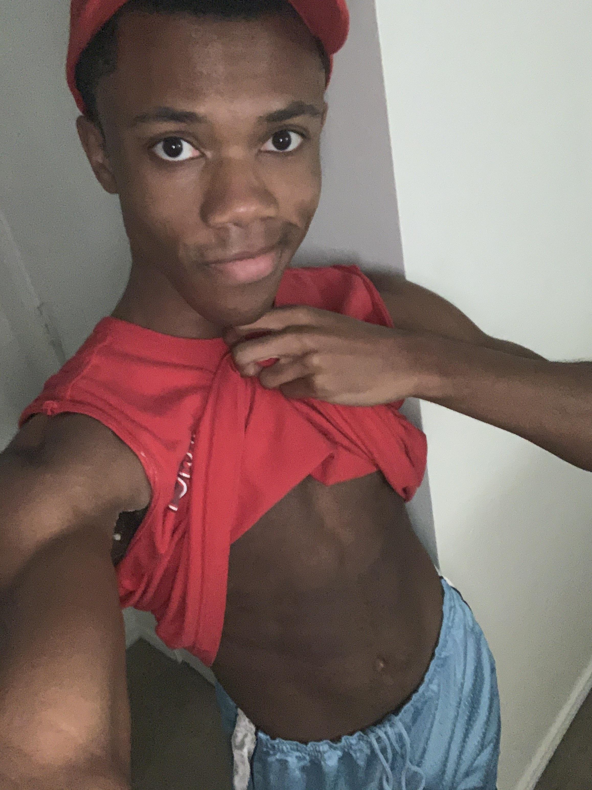 Do skinny abs count? | Scrolller