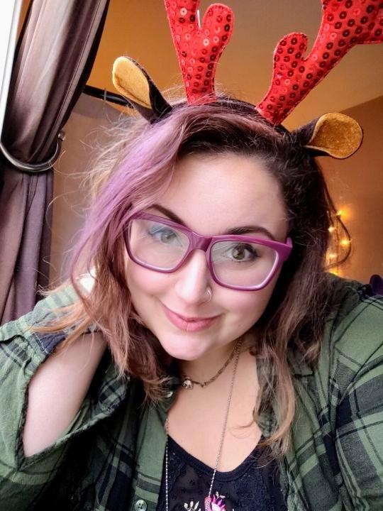 Do you appreciate the chubby dorky girl next door? | Scrolller