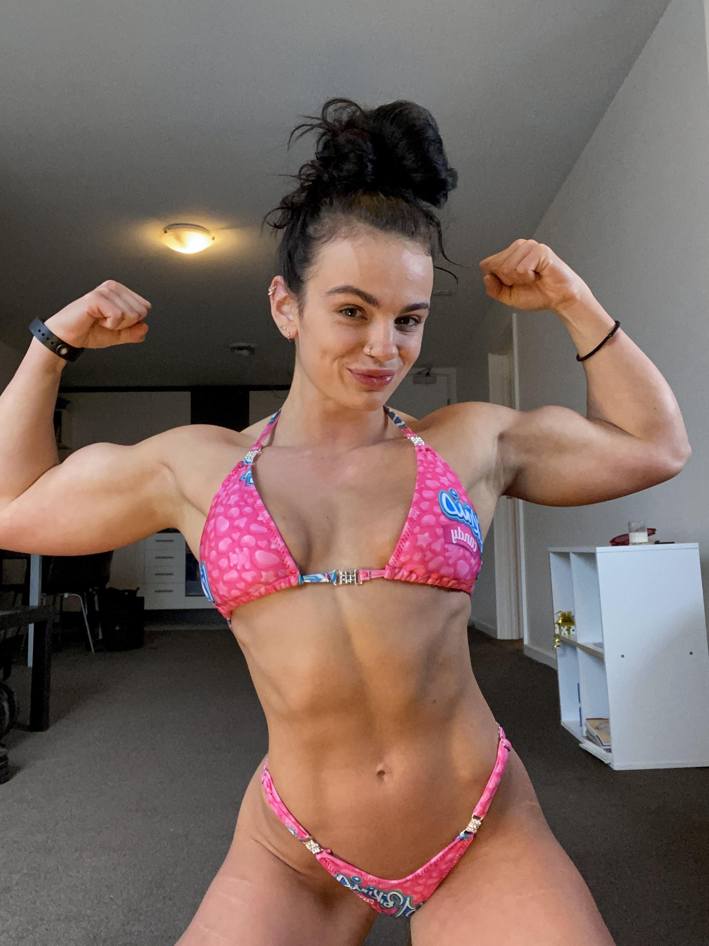 Do you like a cute little buff bunny ? 😈💦 | Scrolller