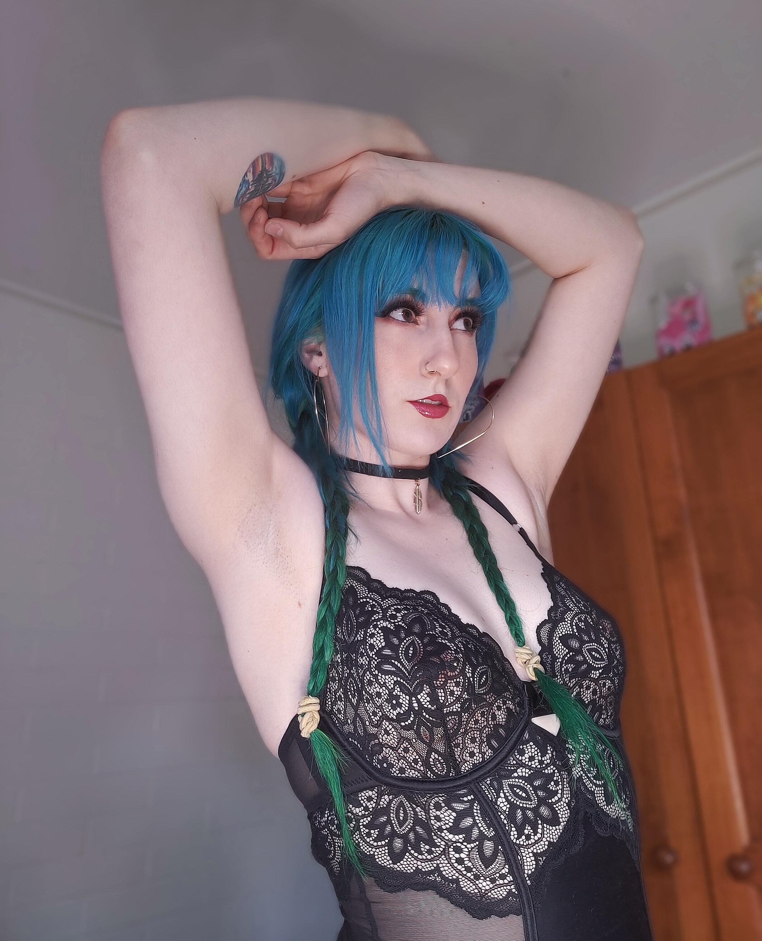 do you like my armpits? :3 | Scrolller