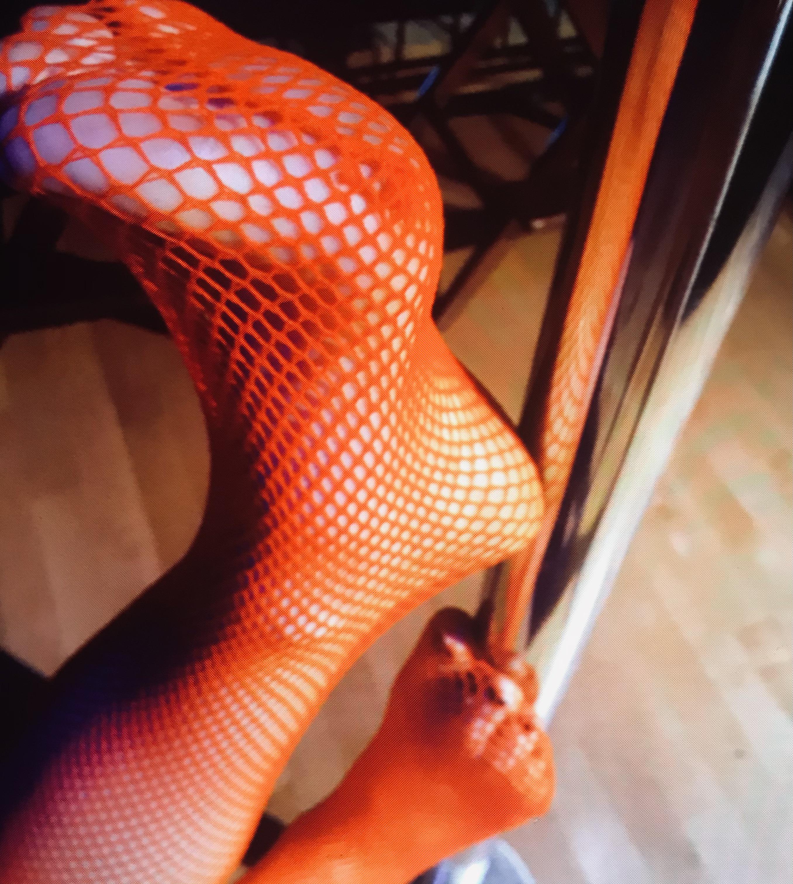 What do you think of red fishnets? | Scrolller