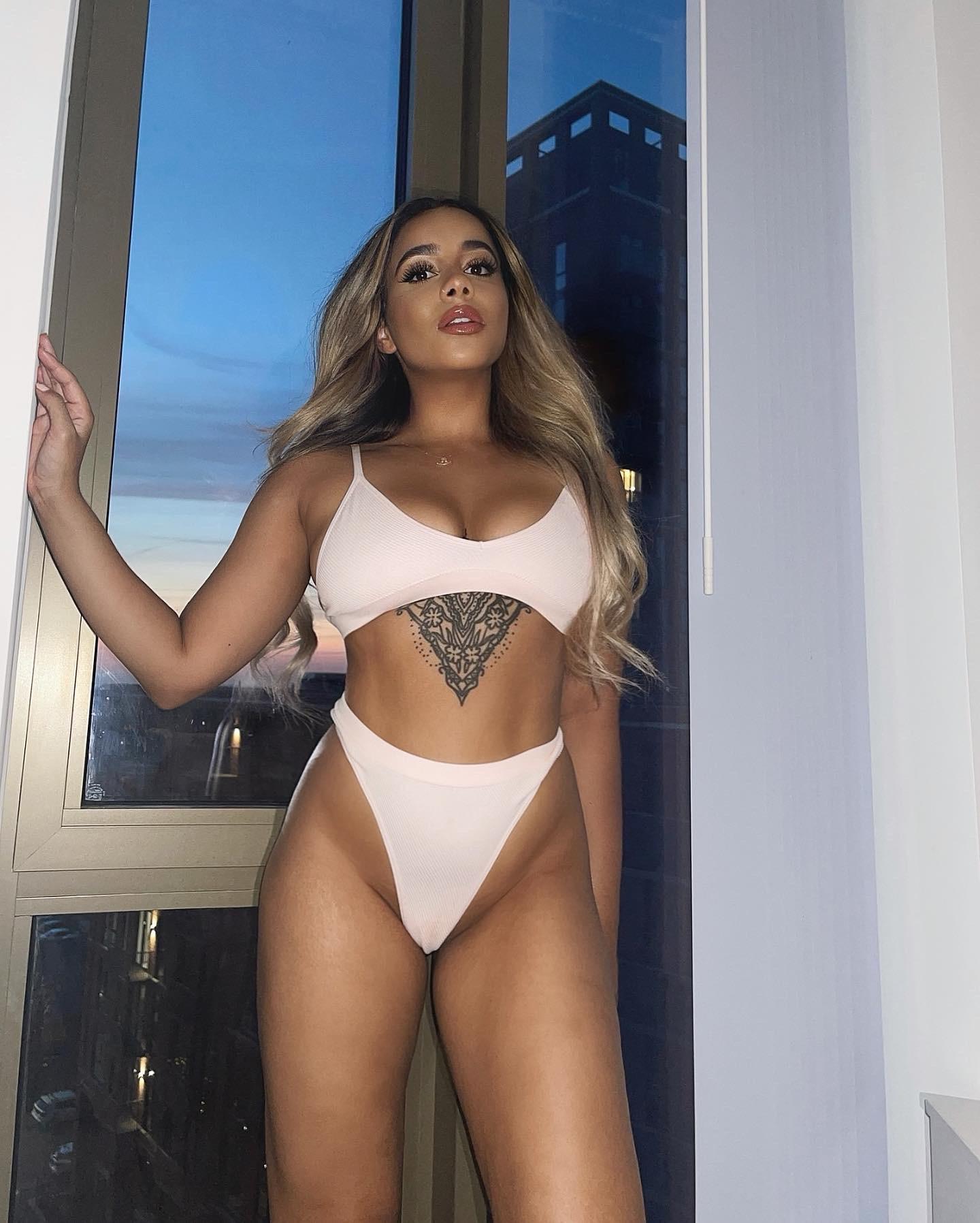 All bodies are bikini bodies! | Scrolller