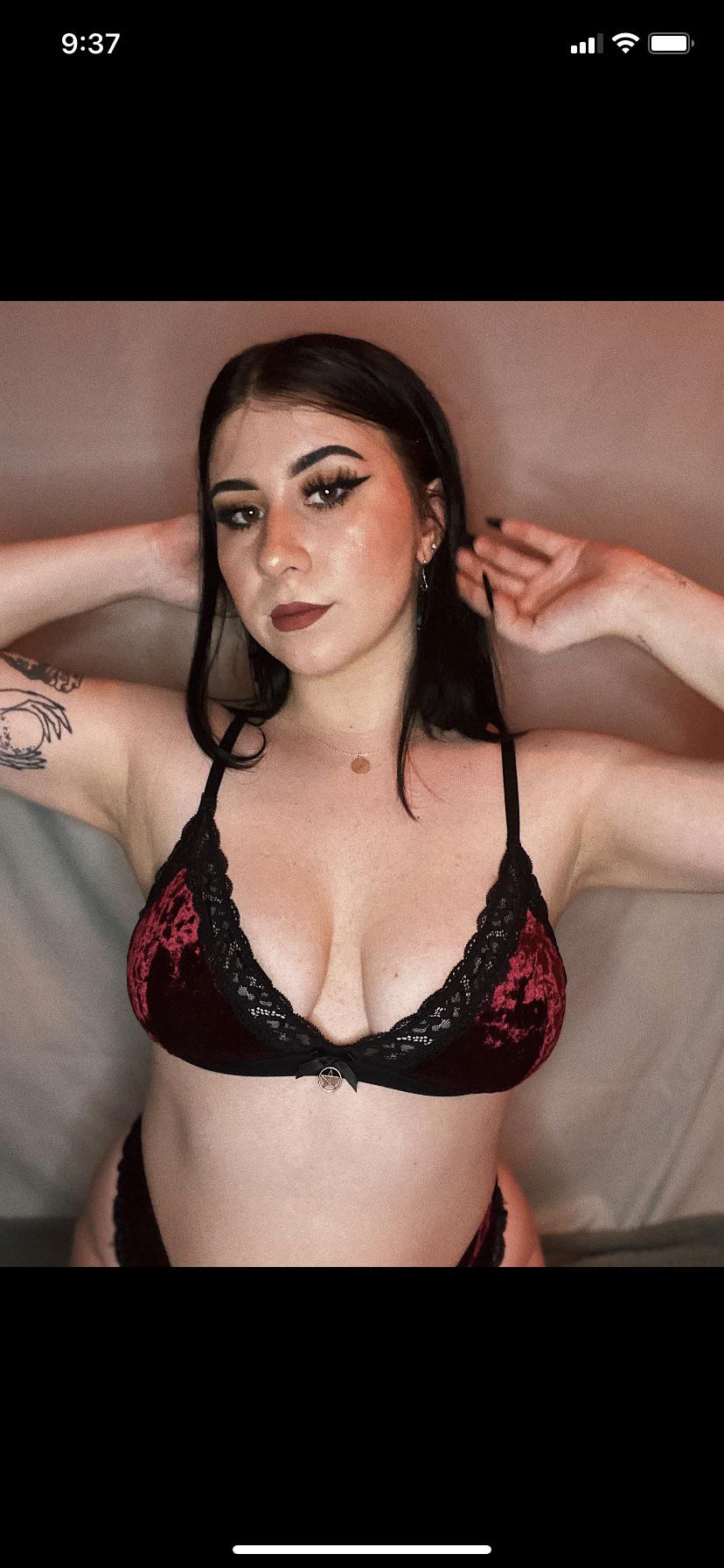 do you think you could resist me? | Scrolller