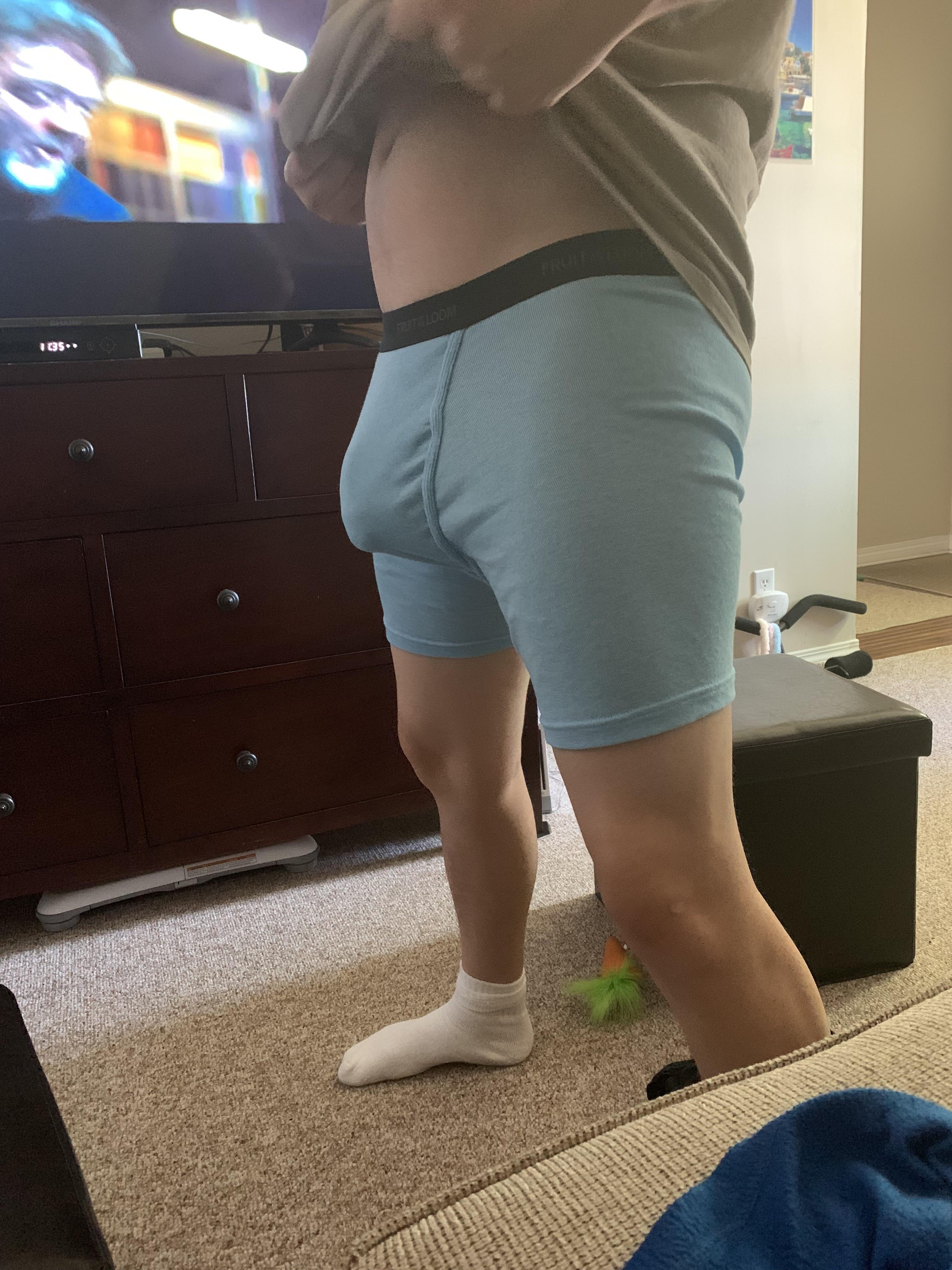 How’s my Bulge? Would you stare? | Scrolller