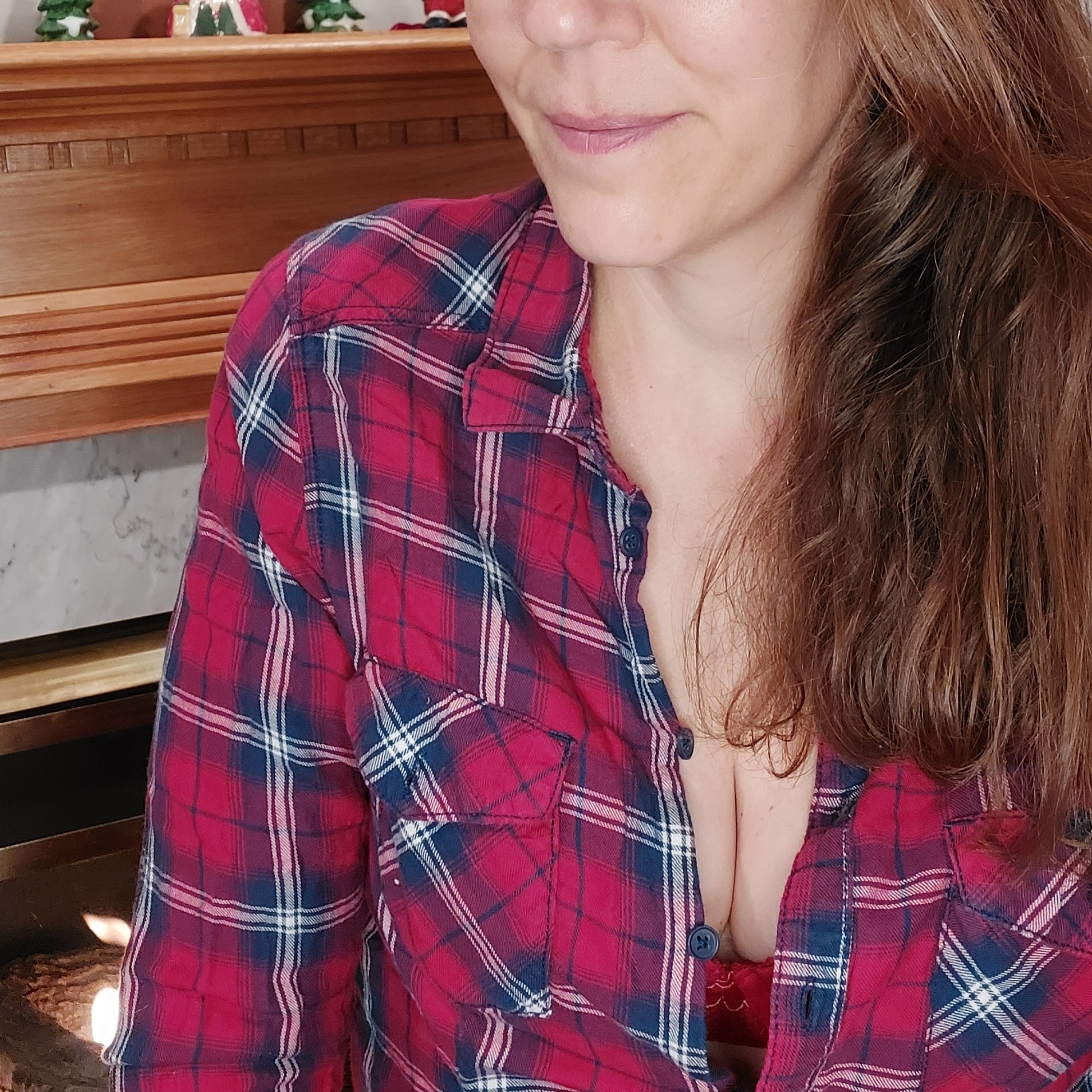 Does flannel even need buttons 🤔 | Scrolller