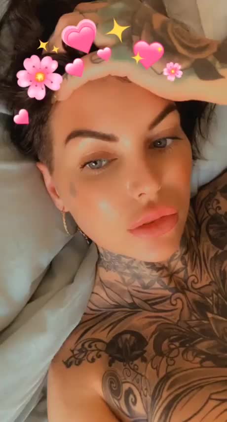 Donna W.C. | Scrolller