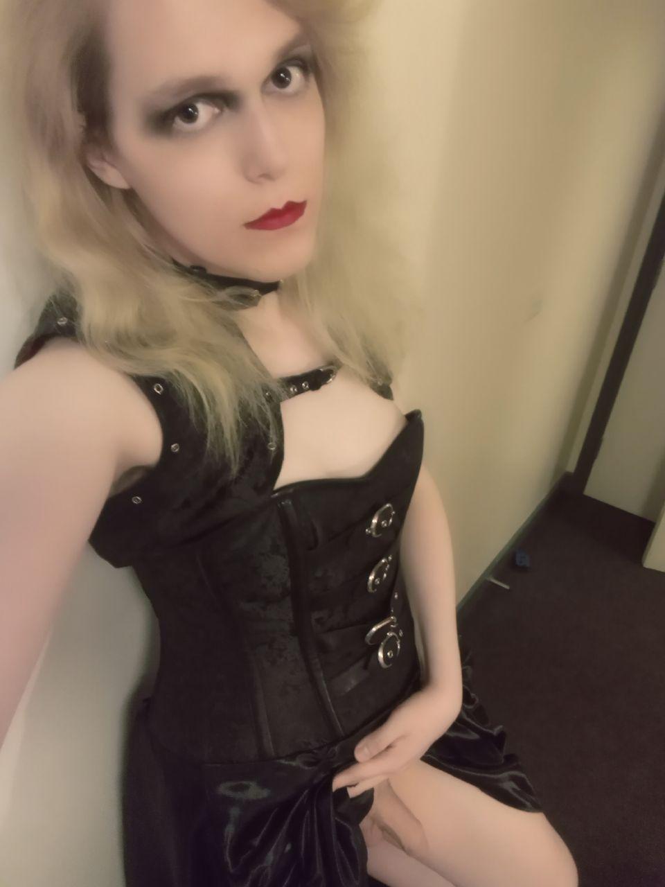 Don't worry, I don't bite... Much! 🦇 | Scrolller