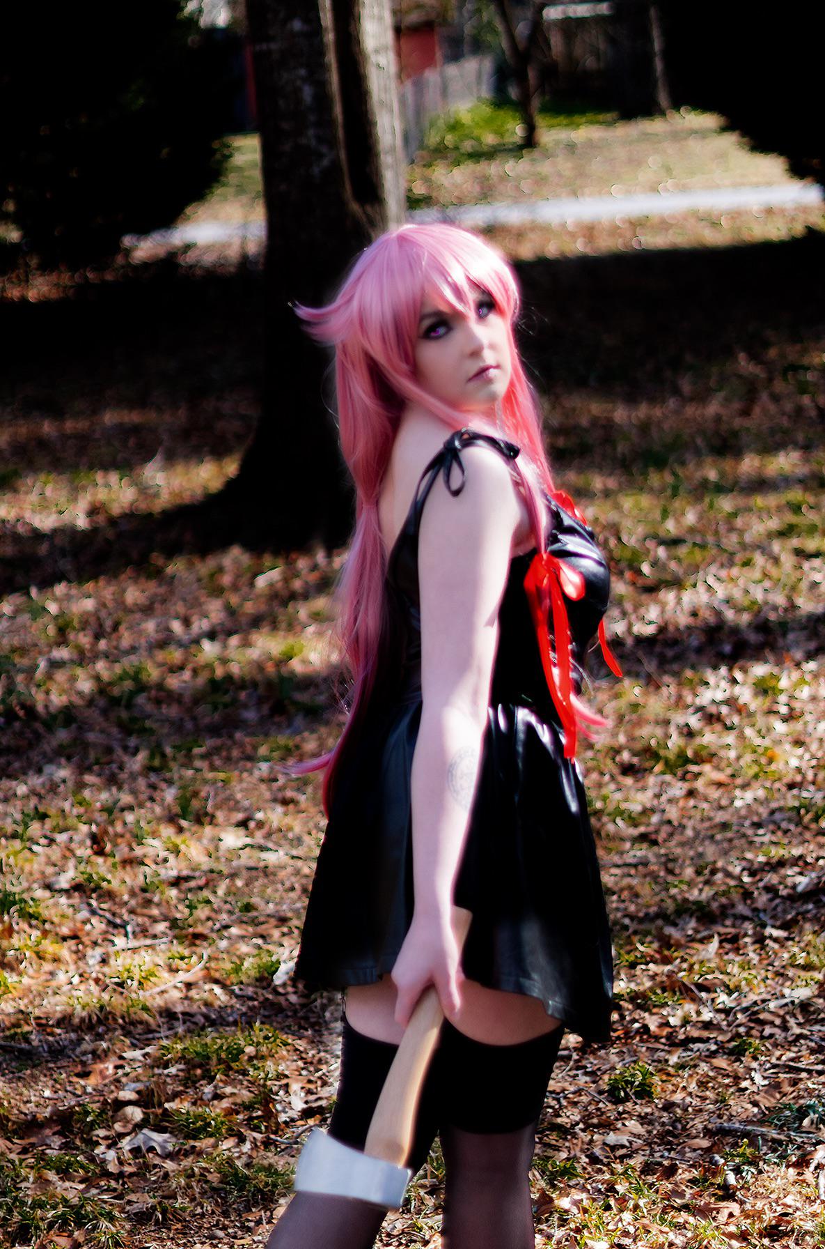 Don't worry. Yuno will keep you safe. | Scrolller