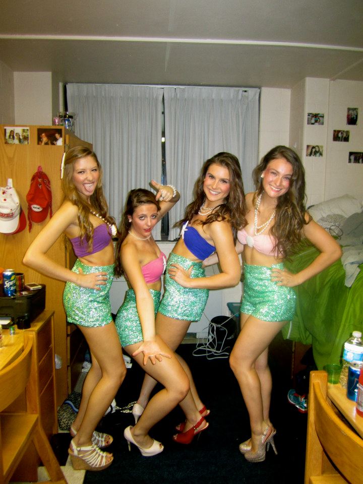 Dorm room quartet. | Scrolller