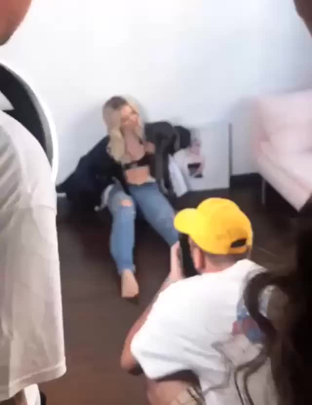 Dove Cameron CelebJihad.com | Scrolller