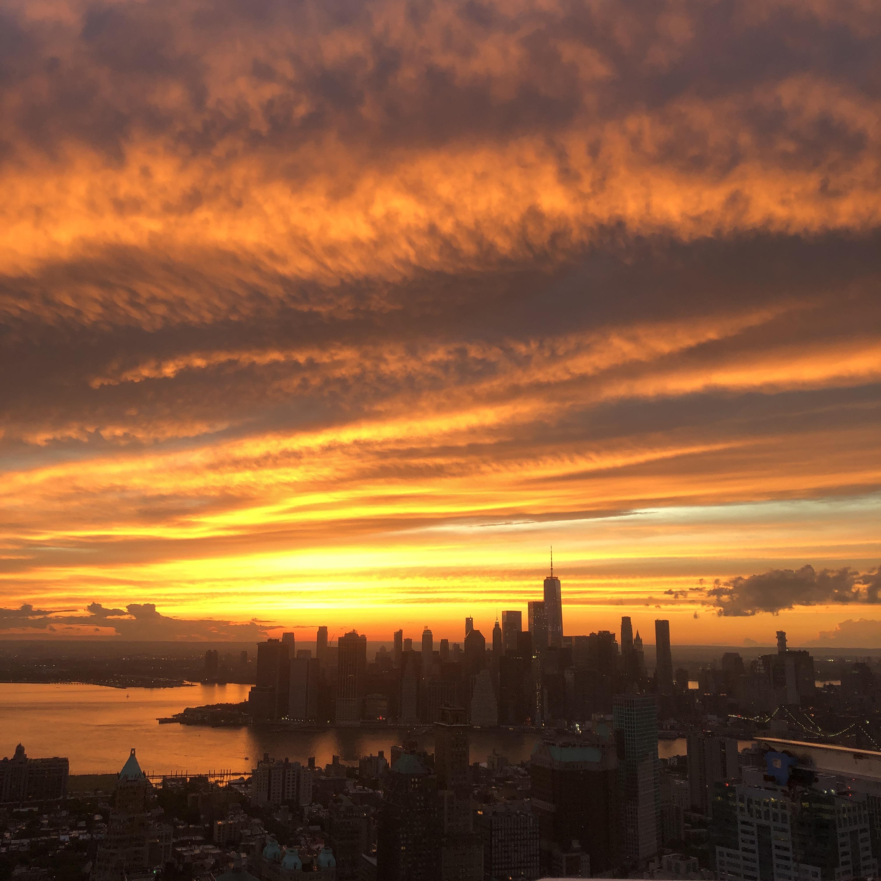 Downtown Brooklyn and lower Manhattan lookin like sozens comet | Scrolller