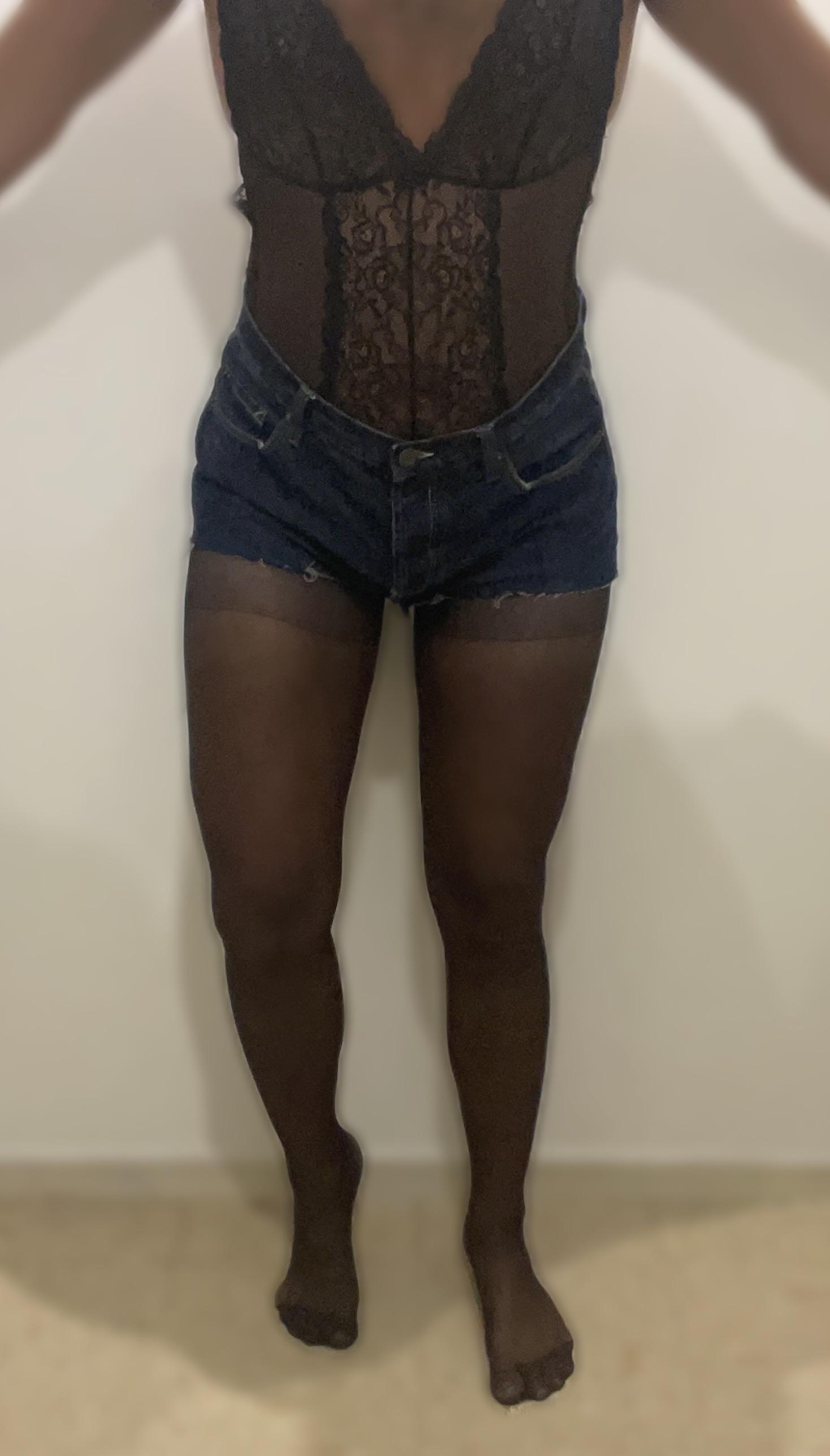 Dressed and ready to serve BBC. Any commands ? | Scrolller