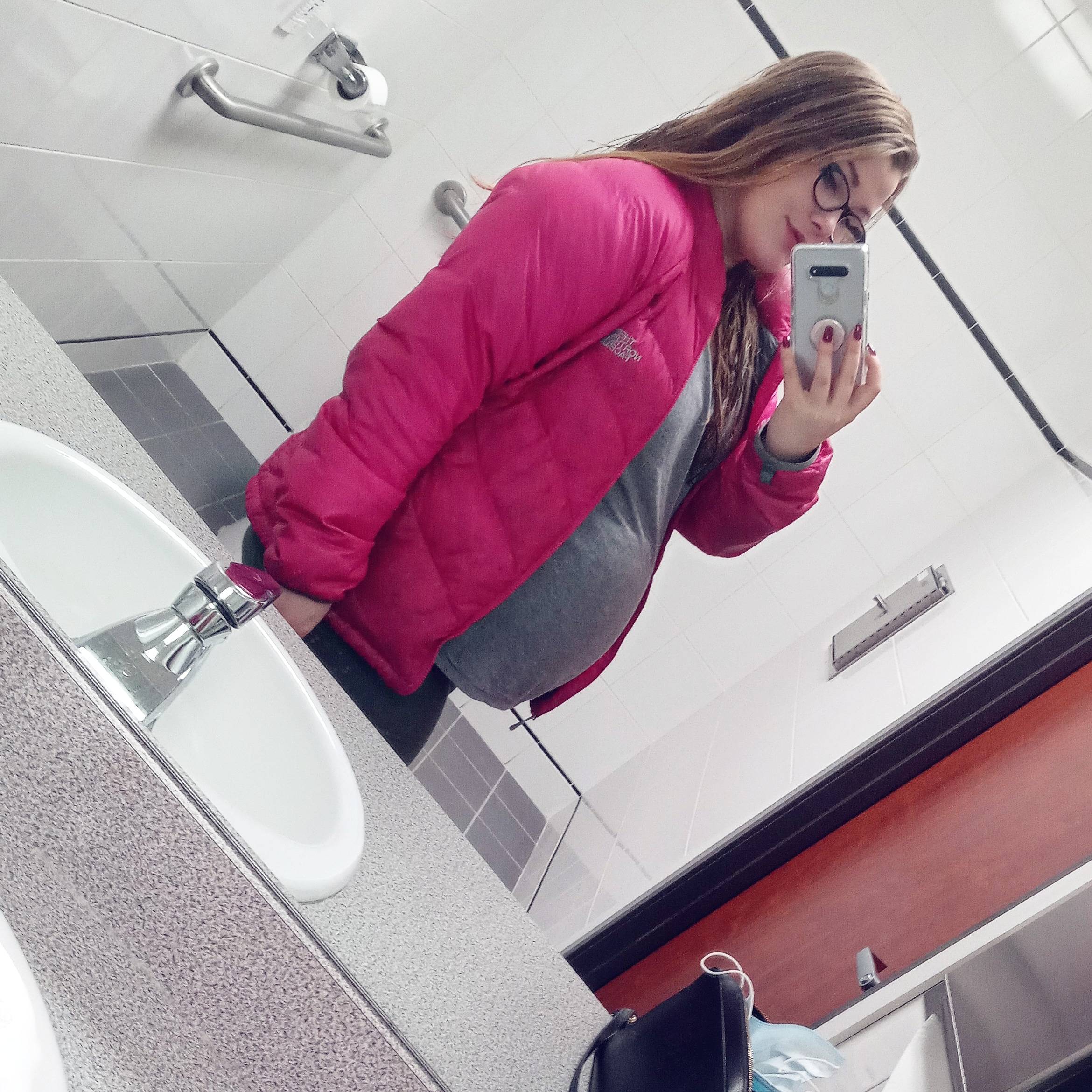 Dressing warm, but still showing off my bump! | Scrolller