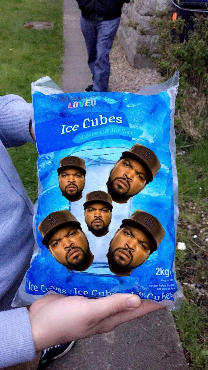 Drinks with ice cubes anybody? | Scrolller