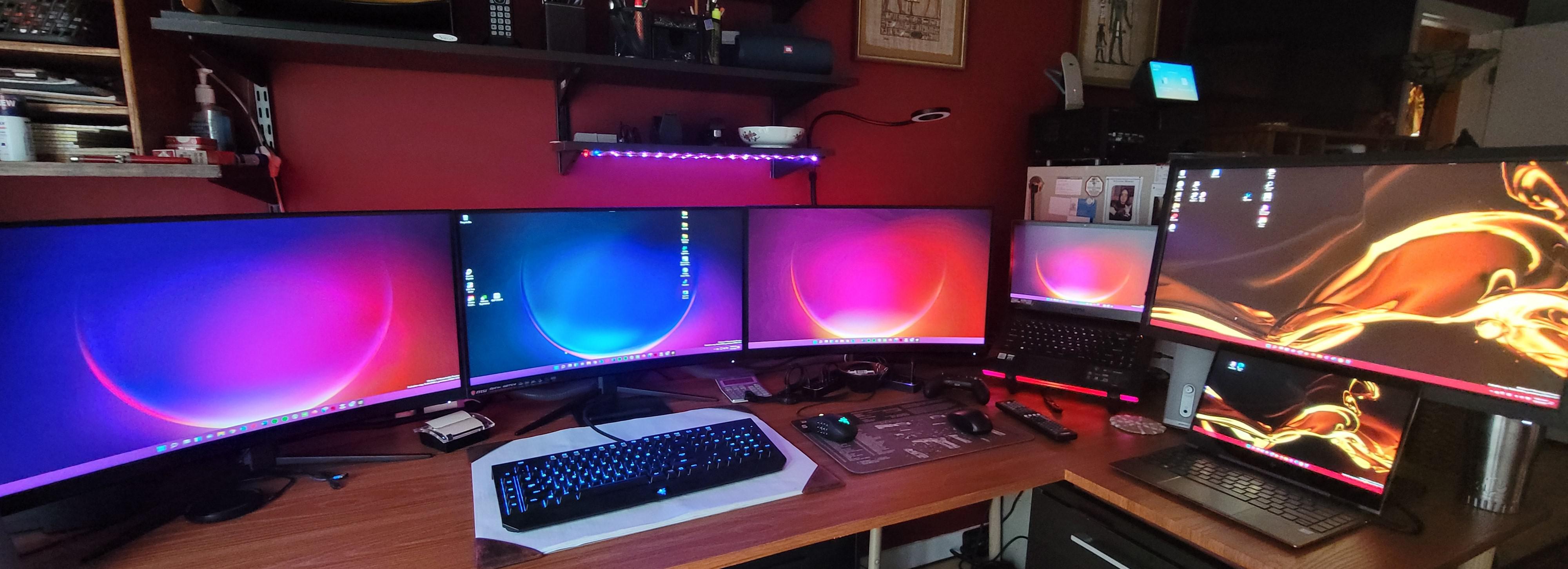 Dual Laptop setup. | Scrolller