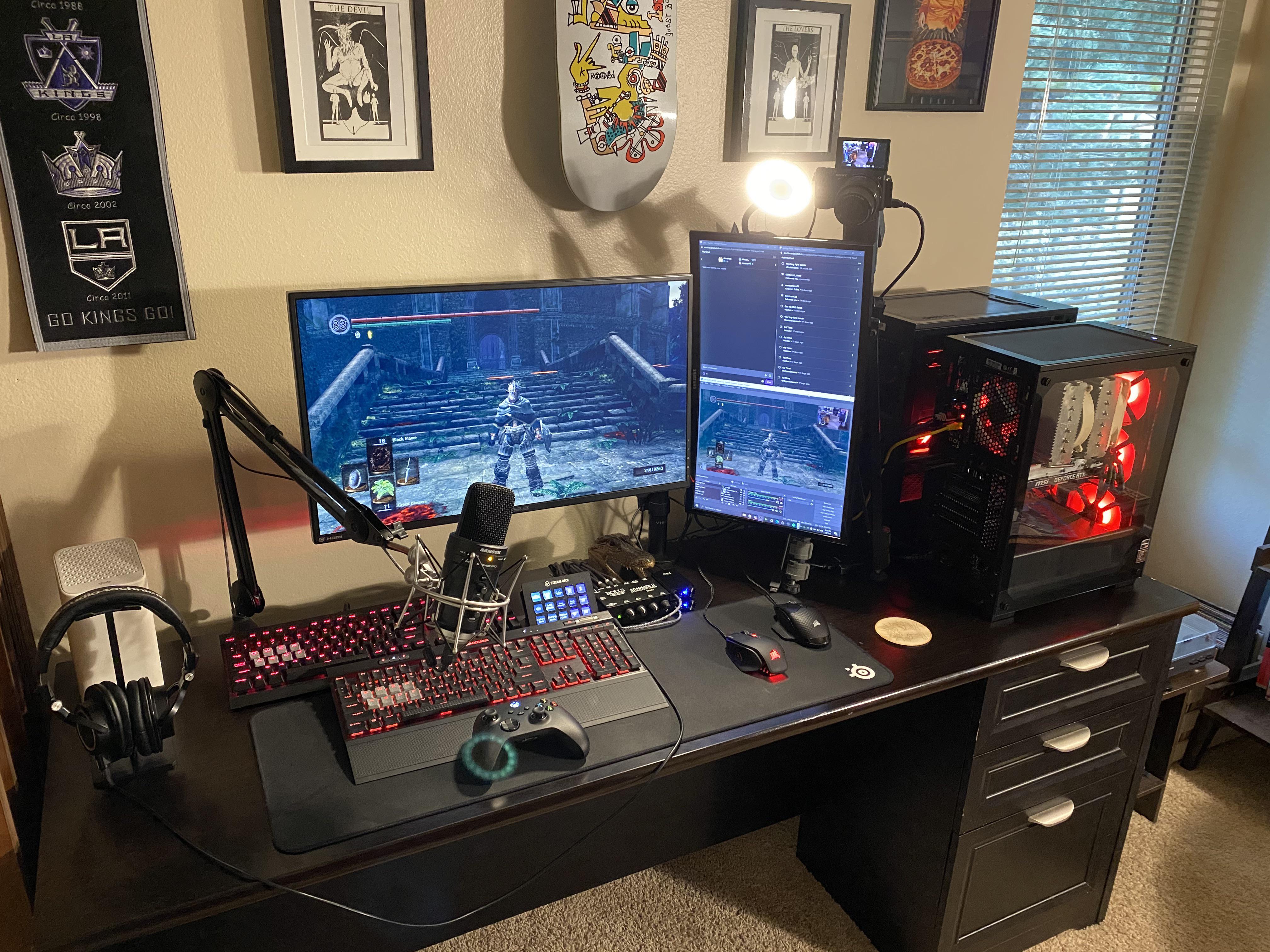 Dual PC setup! | Scrolller