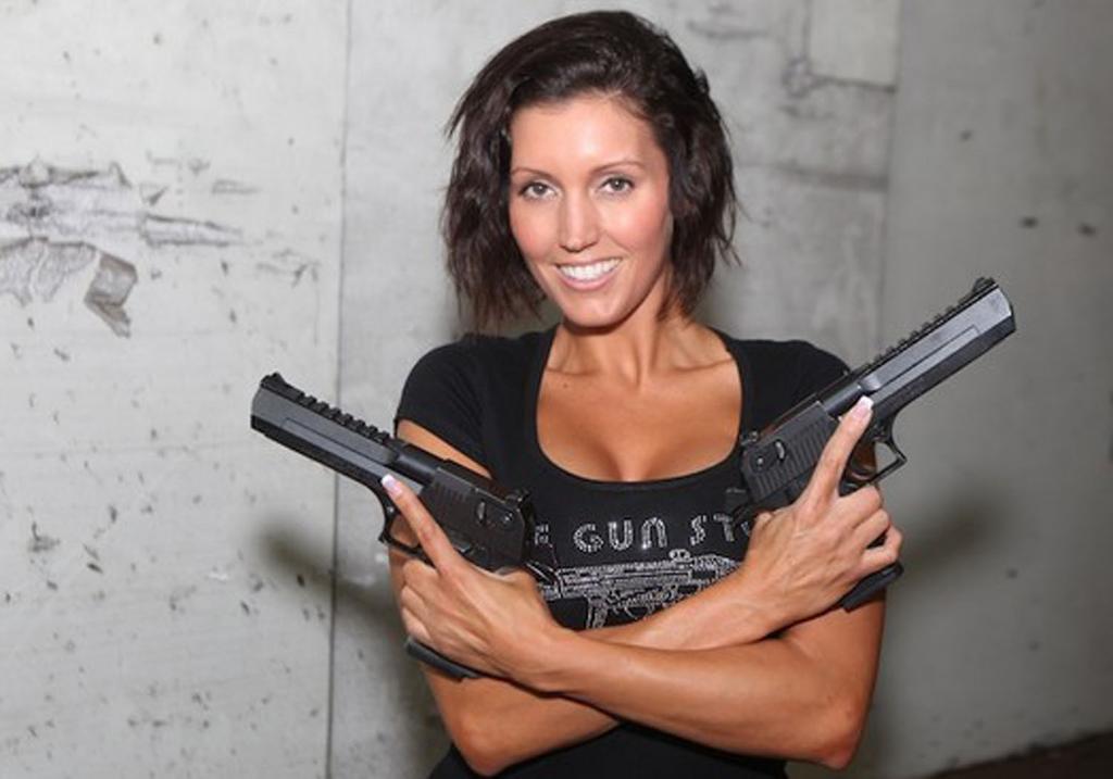 Dual Wielding. | Scrolller