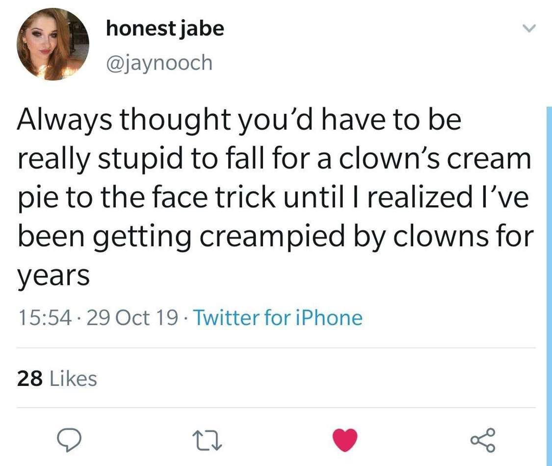 Dumb hoe!! | Scrolller