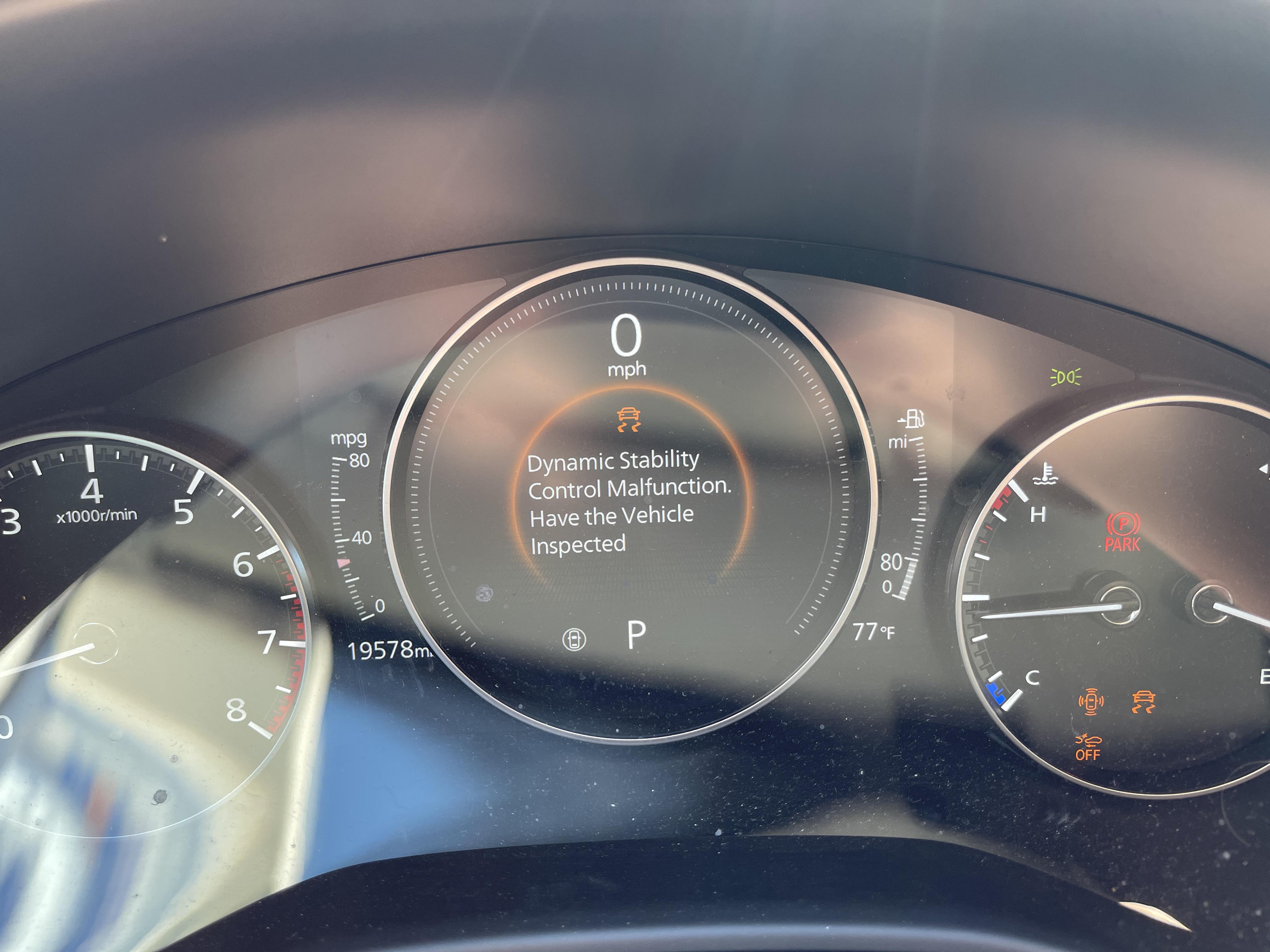 Dynamic stability control malfunction | Scrolller