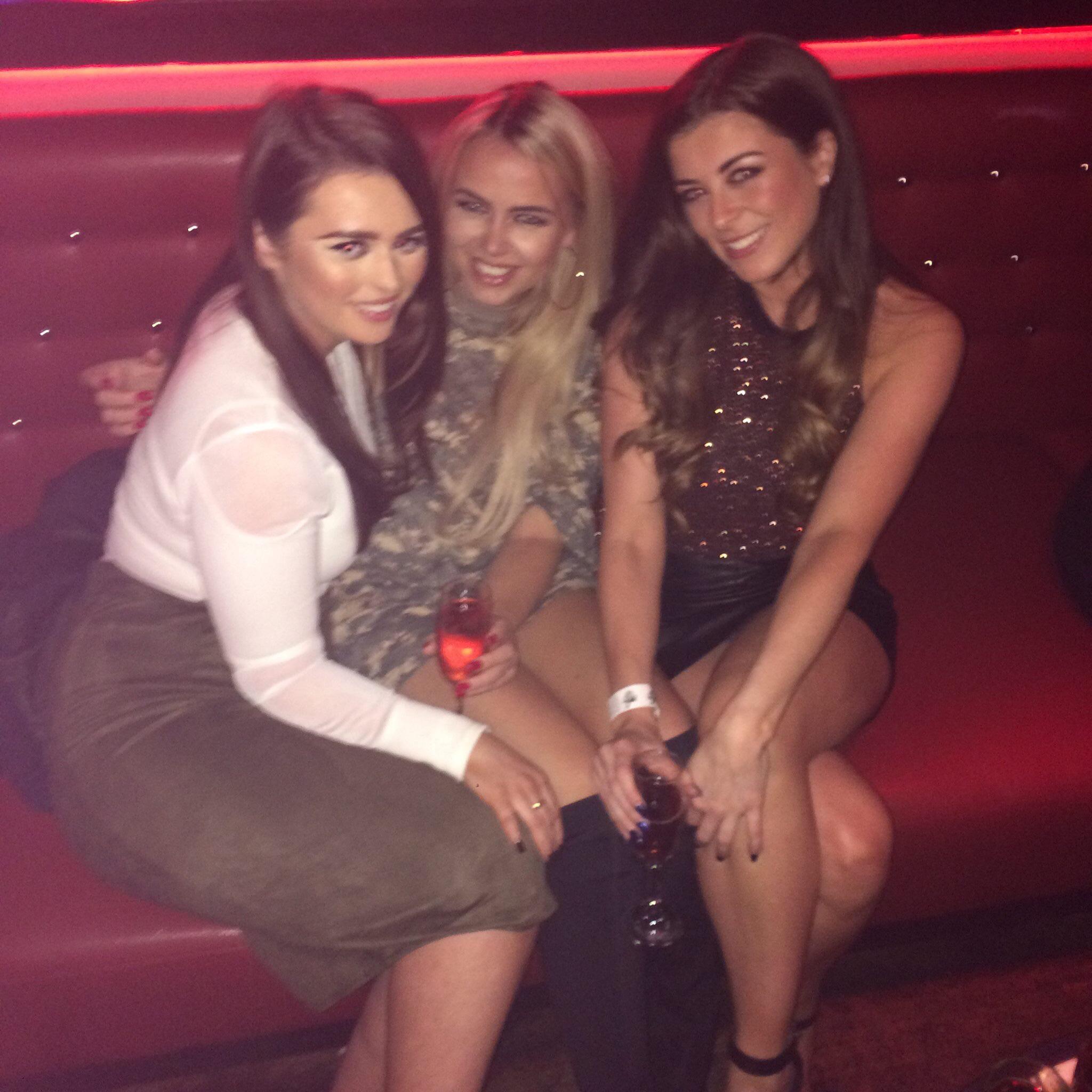 Early 20s British Girls, FMK? | Scrolller