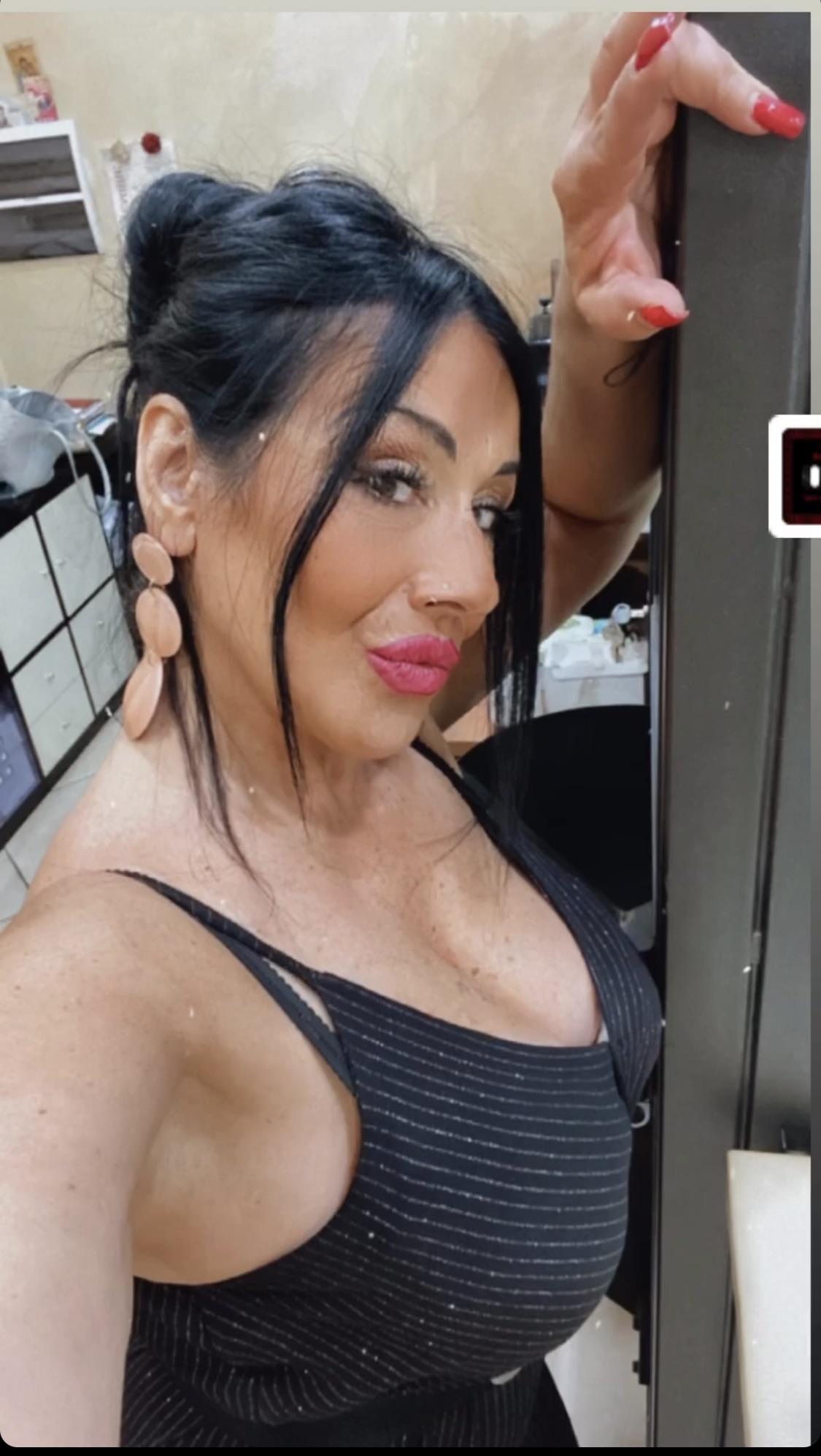 Early start to the day | Scrolller