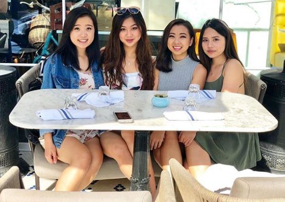 Easy choice | Scrolller