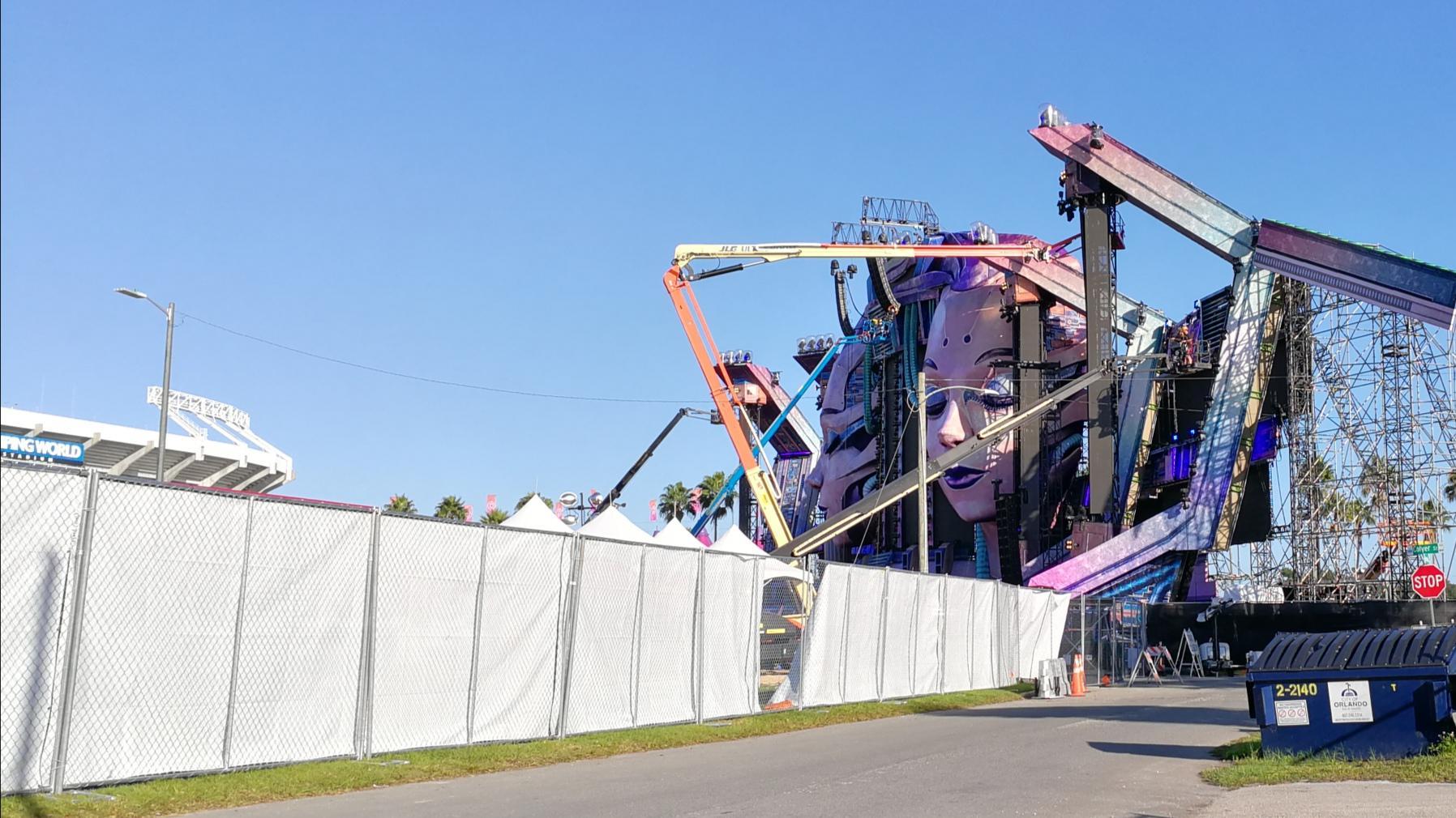 EDC stage being built | Scrolller