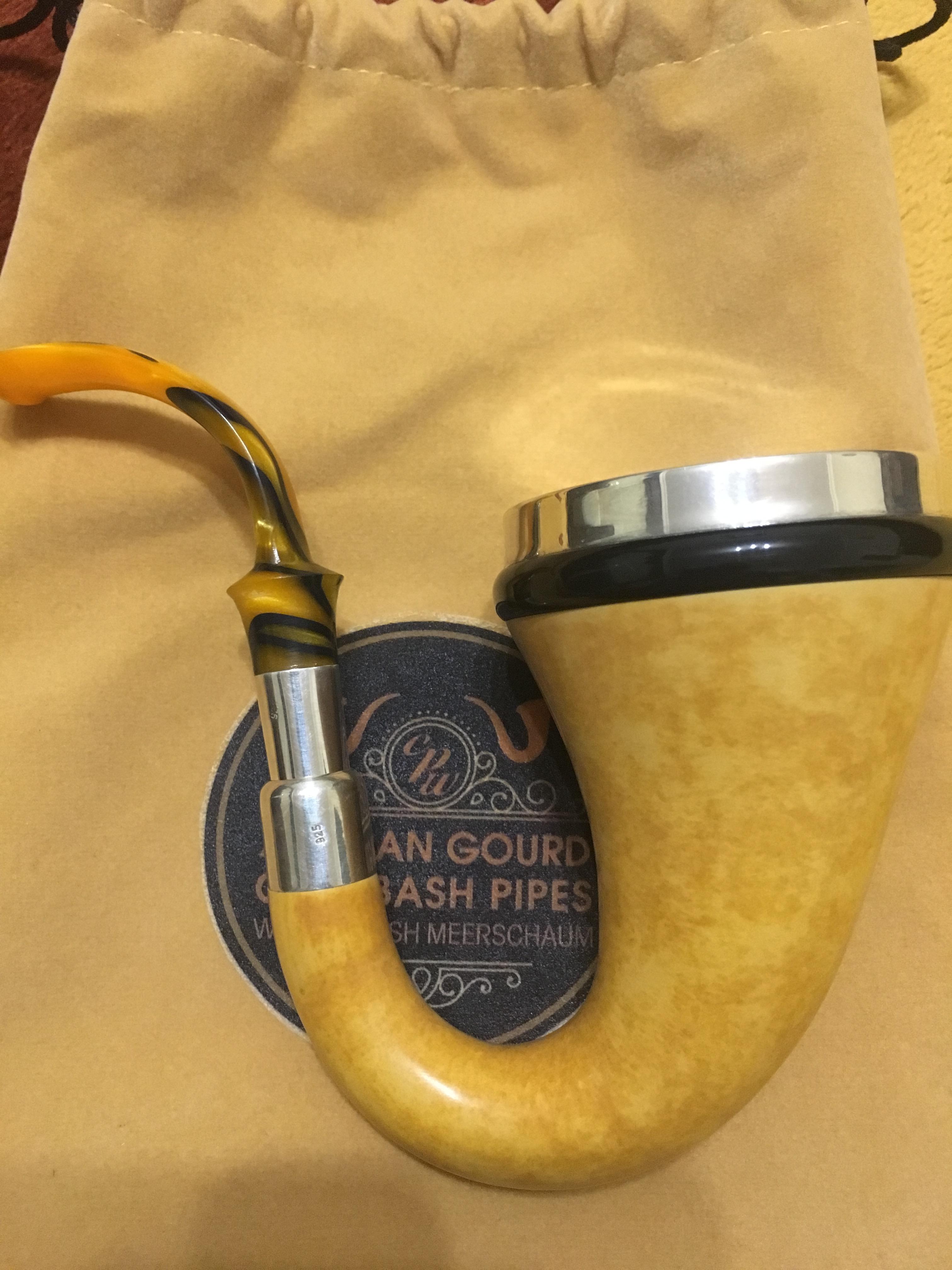 Edwardian Calabash Pipe | Scrolller