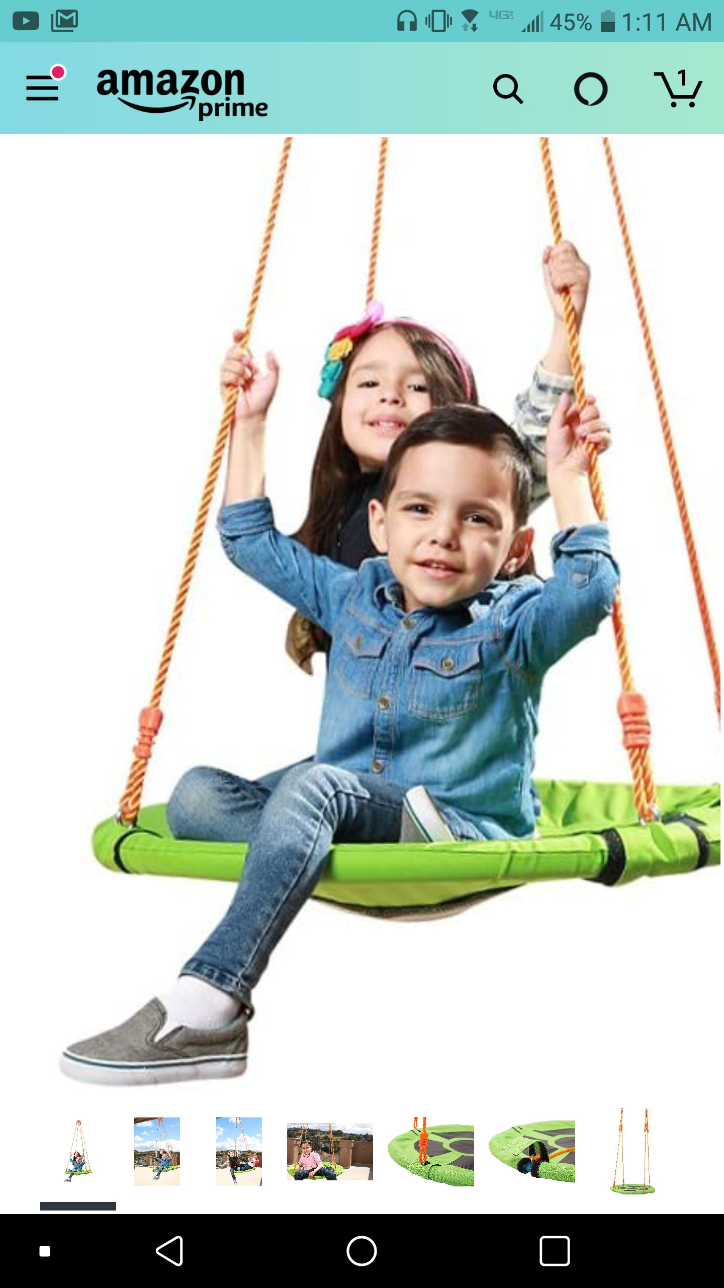 Either he's a legless older brother, a two headed kid, or someone messed up | Scrolller