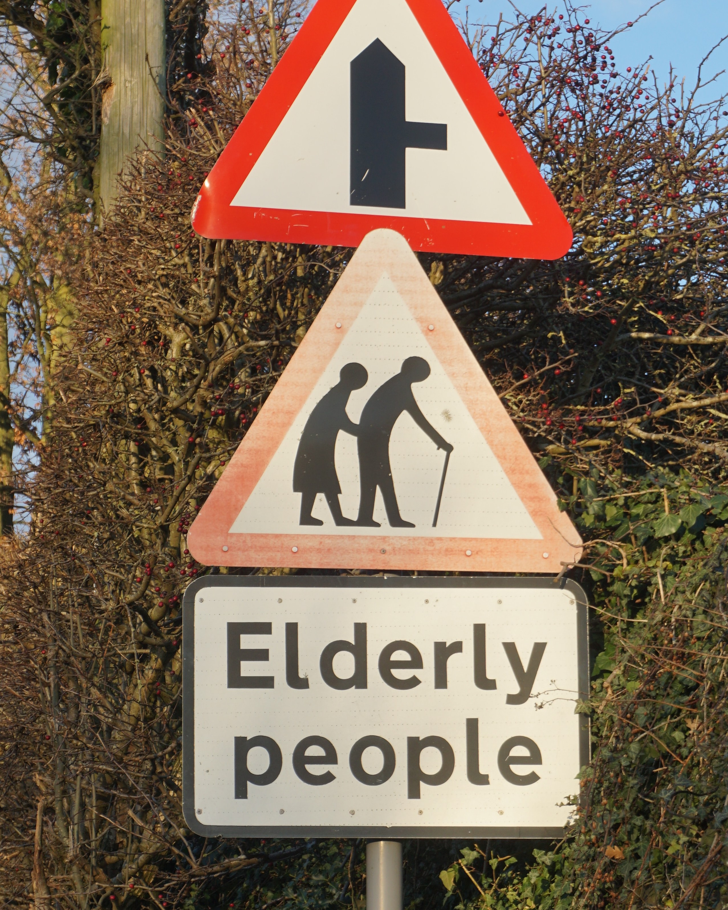 Elderly people crossing sign | Scrolller