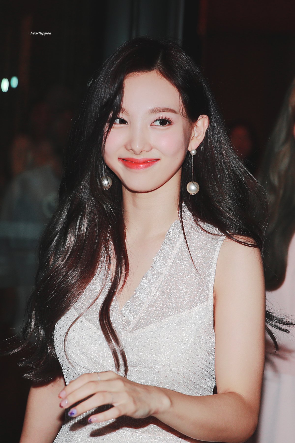 Elegant Nayeon | Scrolller