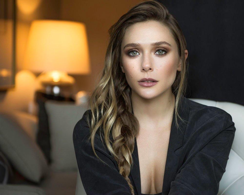 Elizabeth Olsen | Scrolller