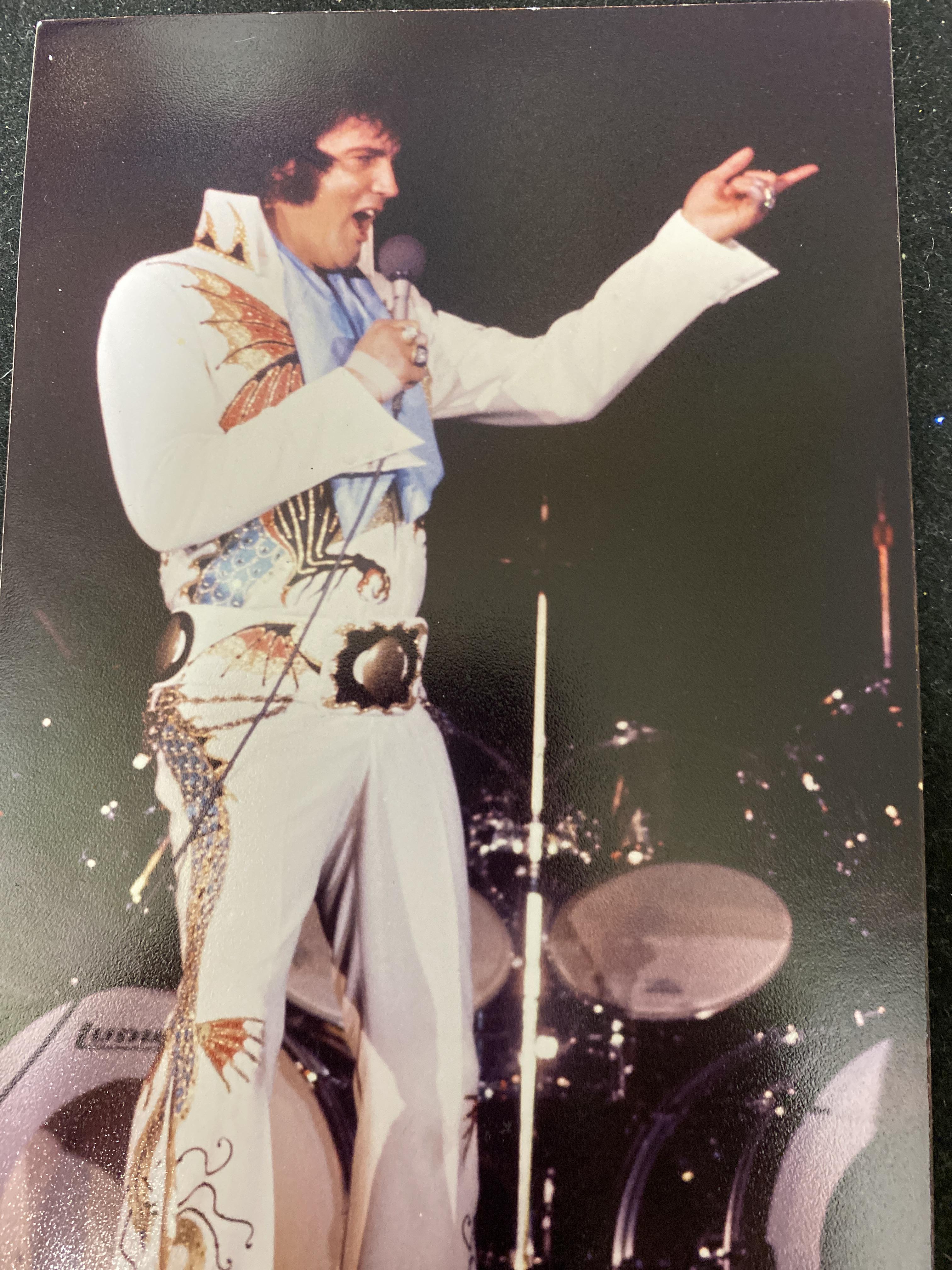 Elvis Directing As He Always Did | Scrolller