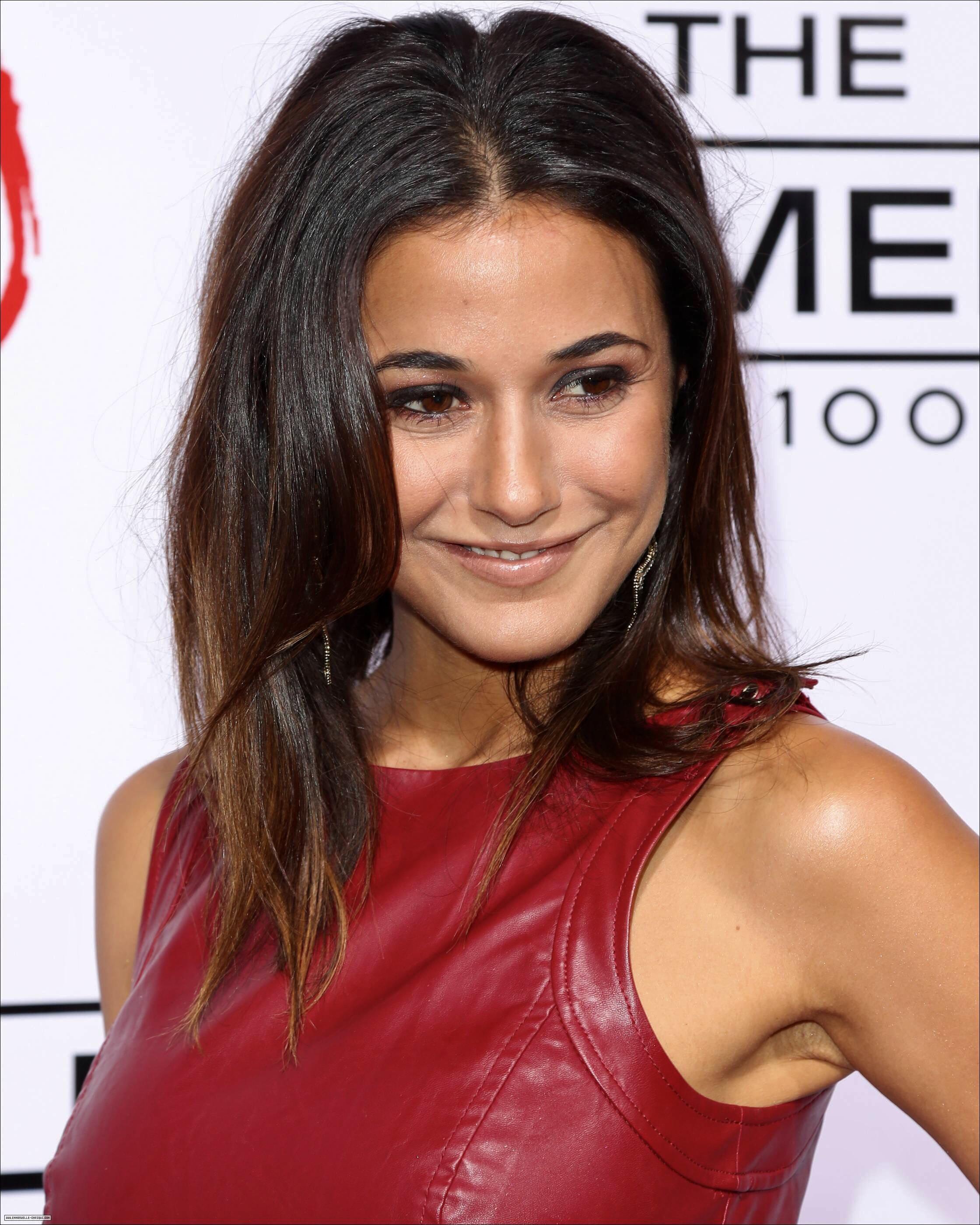 Emmanuelle Chriqui Scrolller 9813