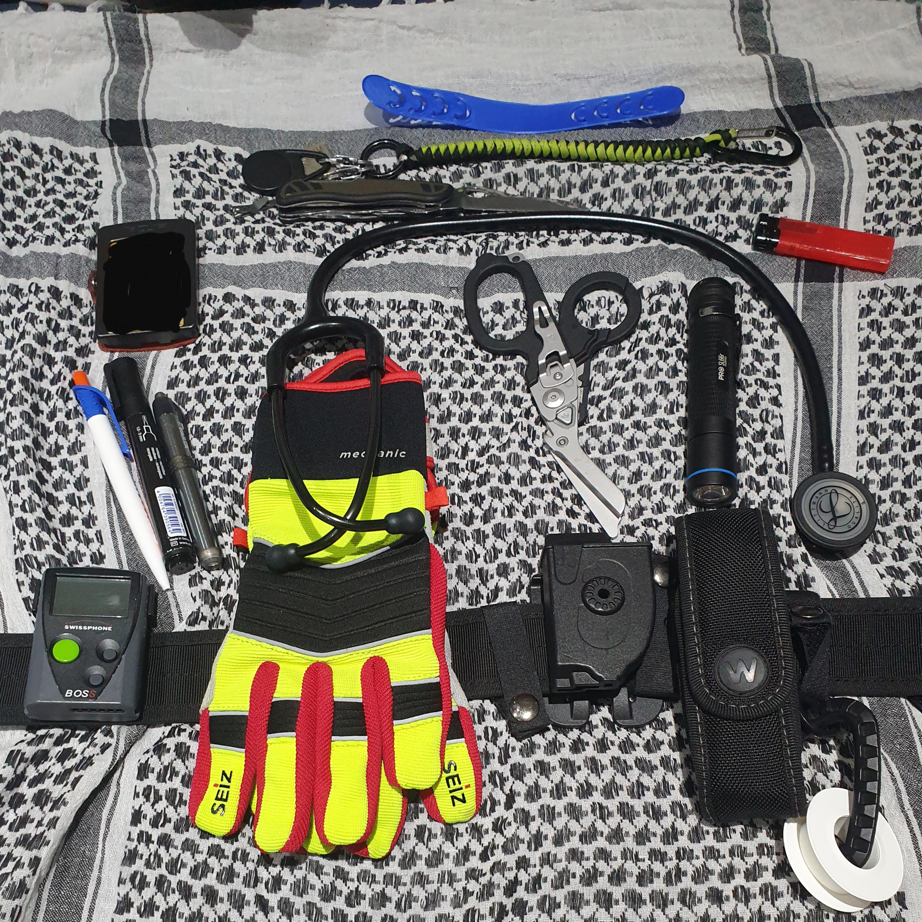 EMS on duty carry | Scrolller