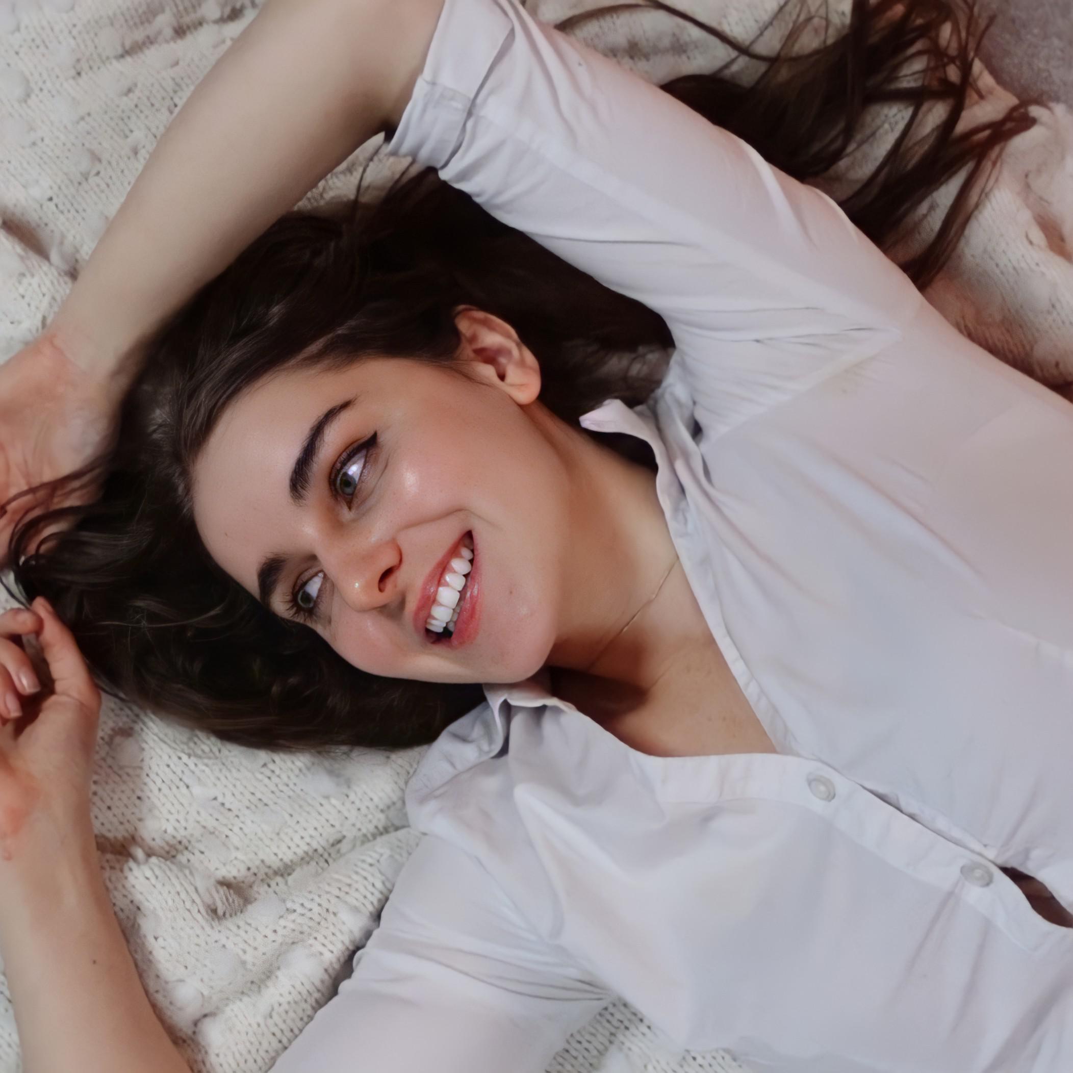 Enhanced Version | Scrolller