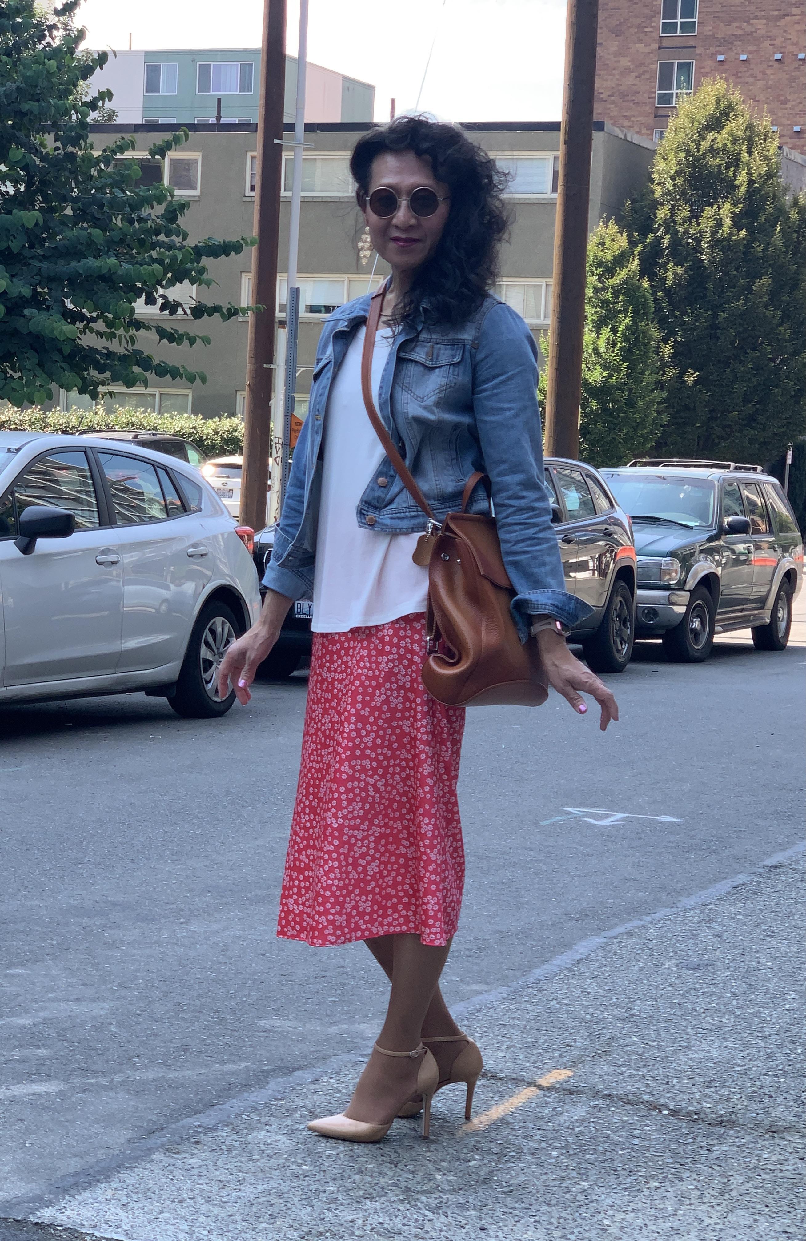 Enjoyed a Beautiful Sunday in Seattle. Finally comfortable just being myself in public. | Scrolller