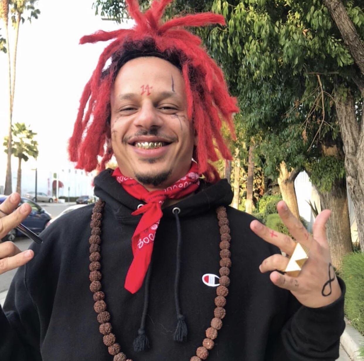 Eric Andre dressed as Trippie Redd for Halloween | Scrolller