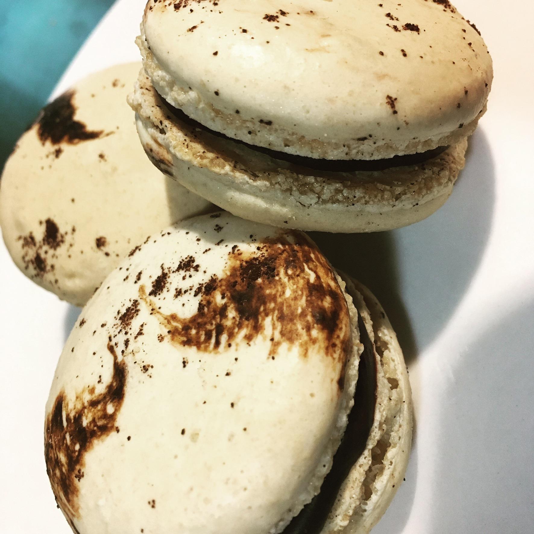 Espresso macarons | Scrolller
