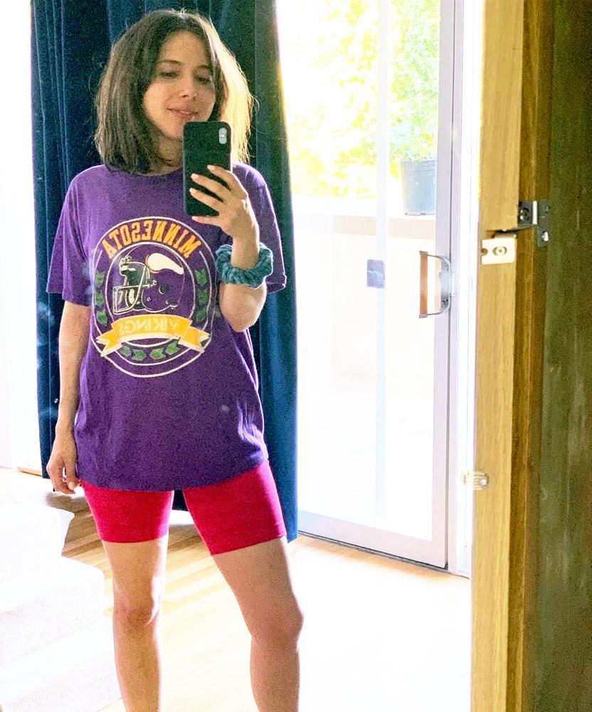 Esther in tight shorts | Scrolller