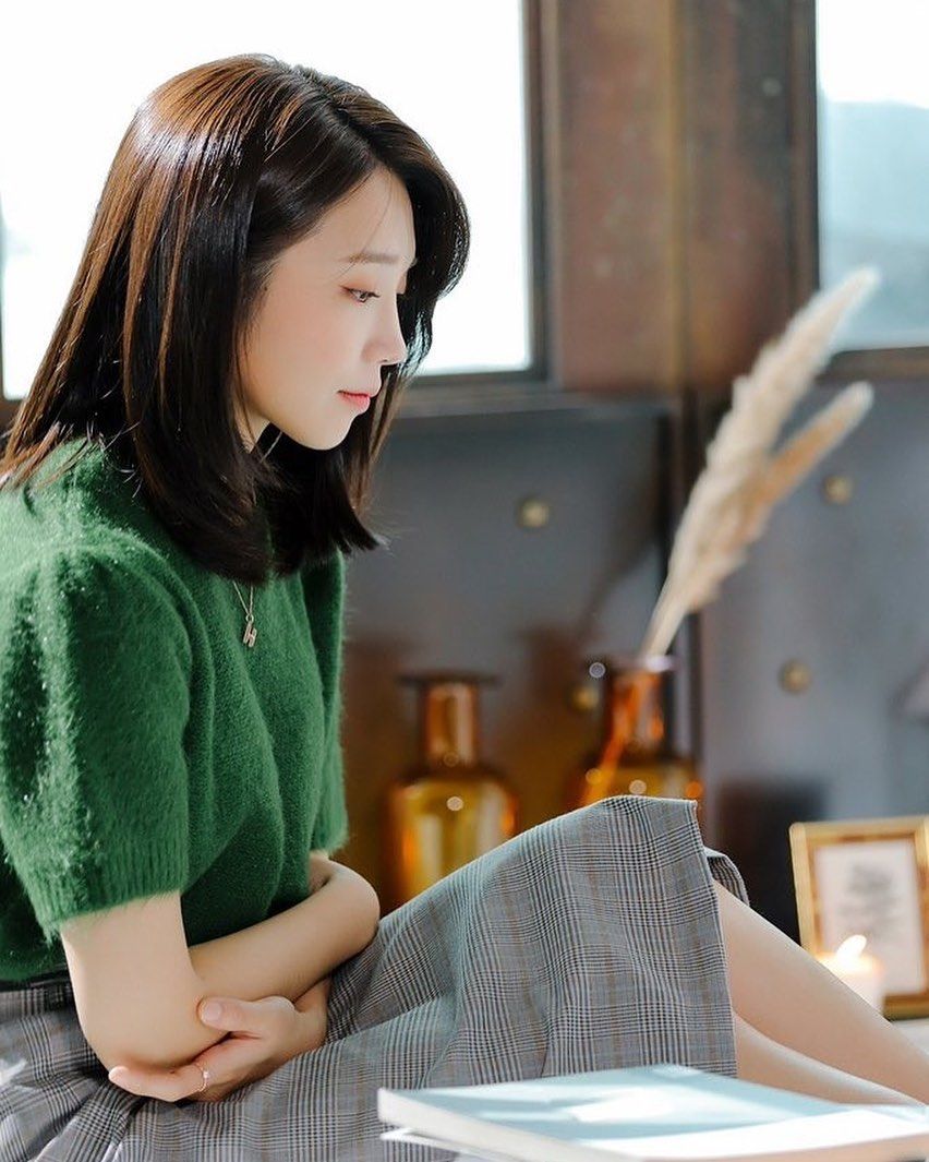 Eunji Instagram Update (191104) | Scrolller