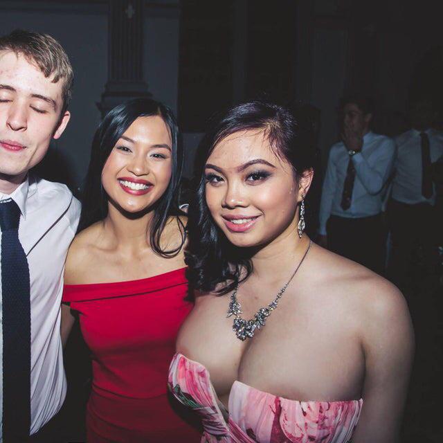 Everyone kept staring | Scrolller