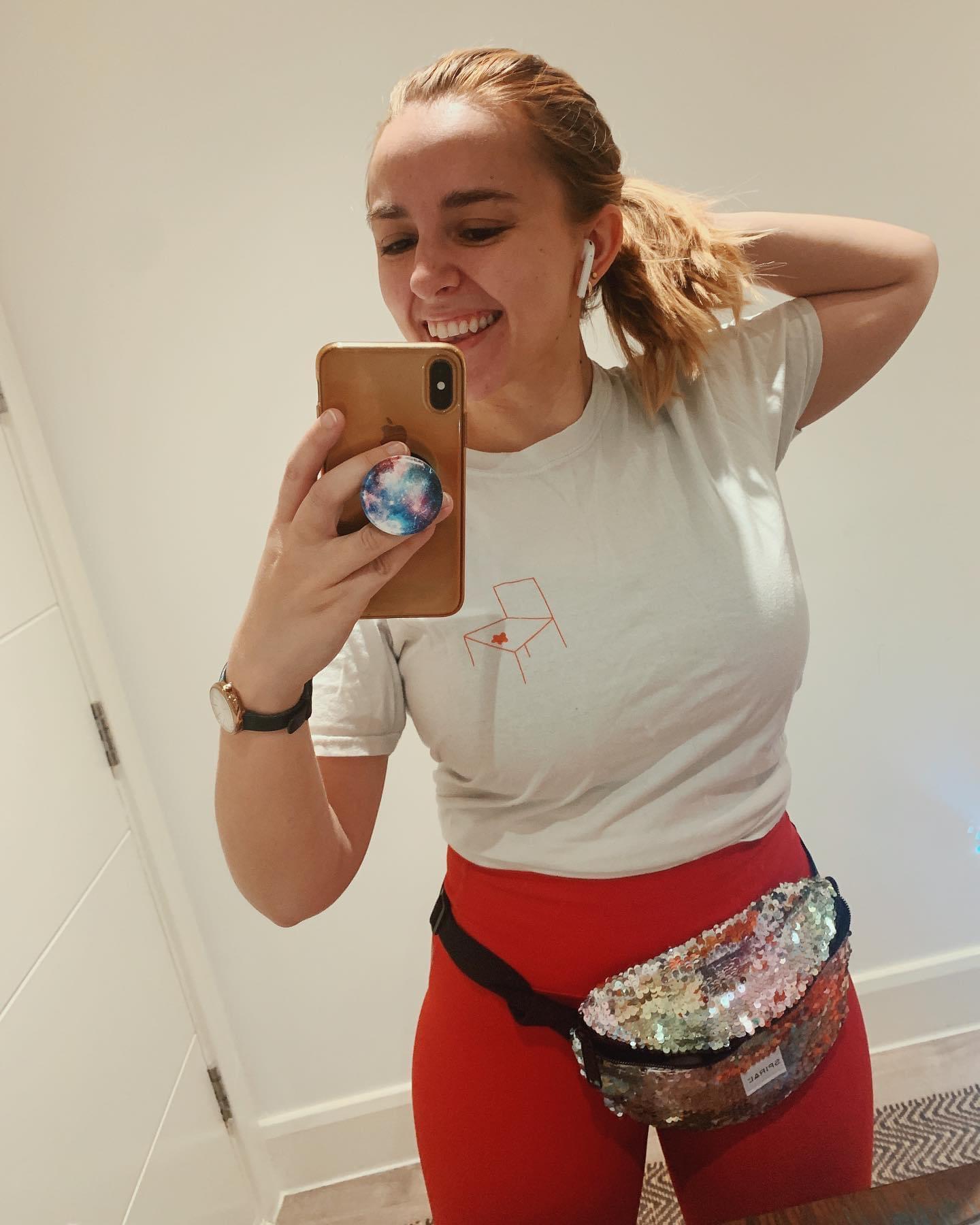 Exercise Outfit | Scrolller