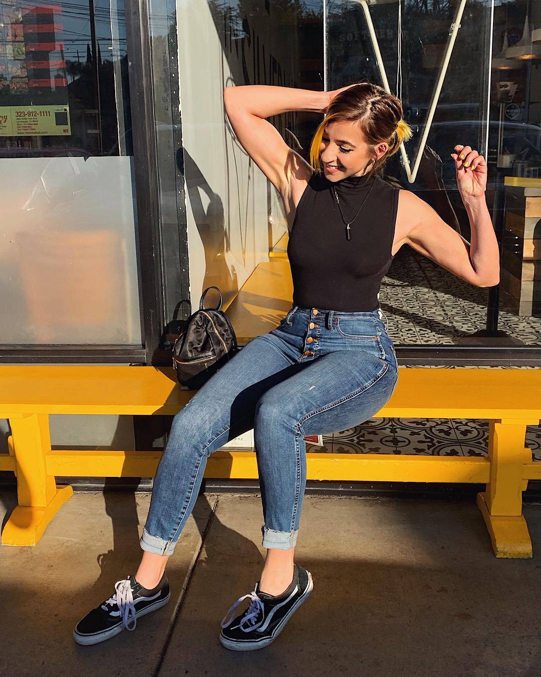 extra thicc | Scrolller