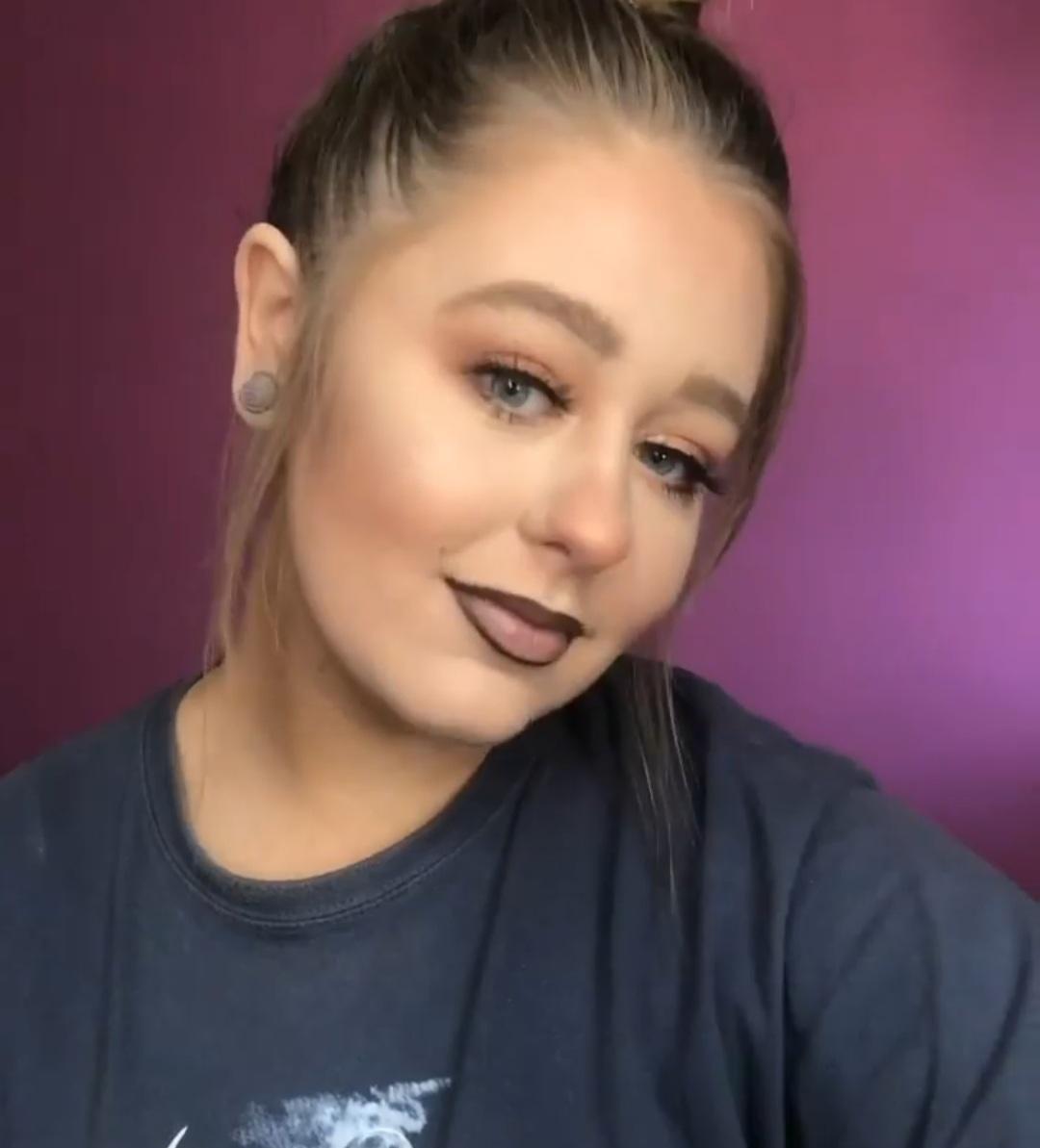 Extreme beef lips | Scrolller