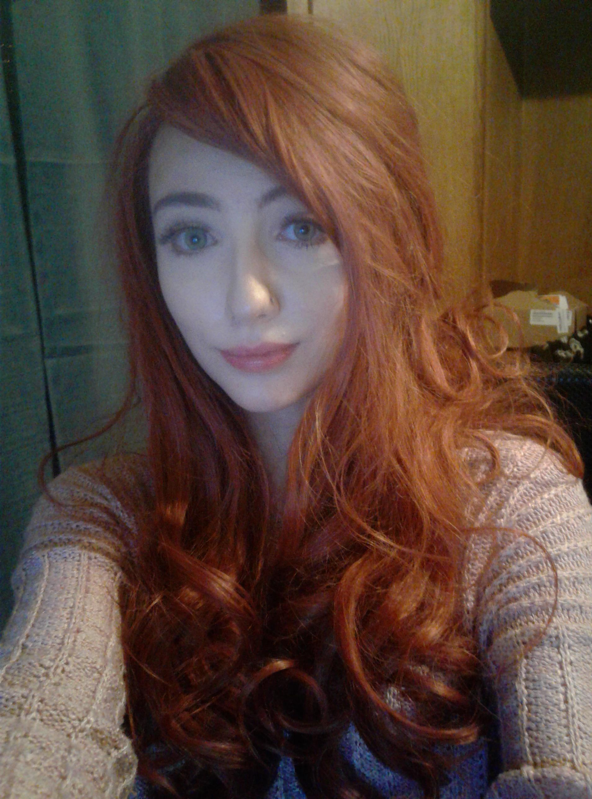 F/22 - Where do I realistically stand? At 5'0, I feel awkward perceiving myself as 'hot ...