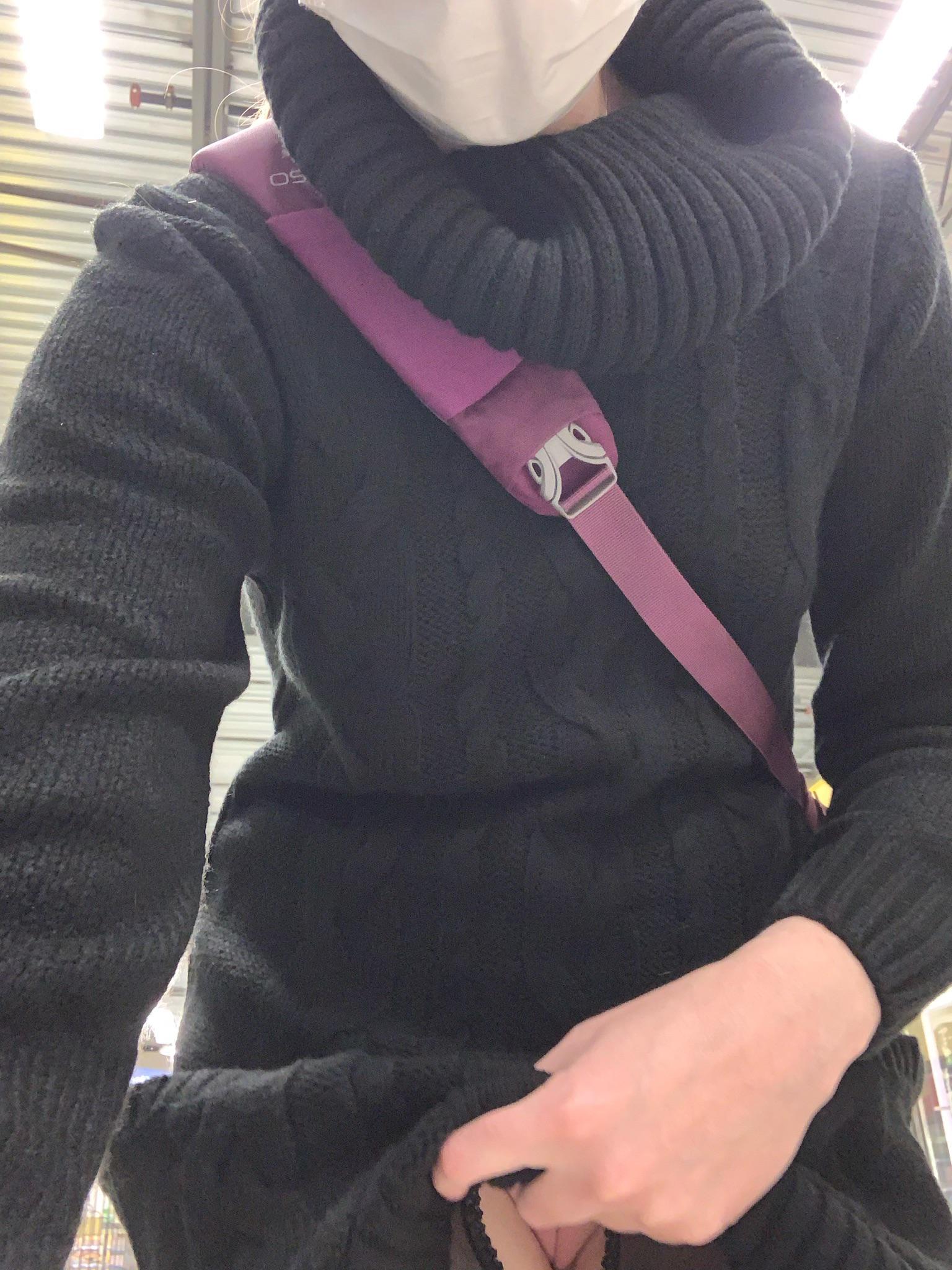 [F] Too subtle? | Scrolller