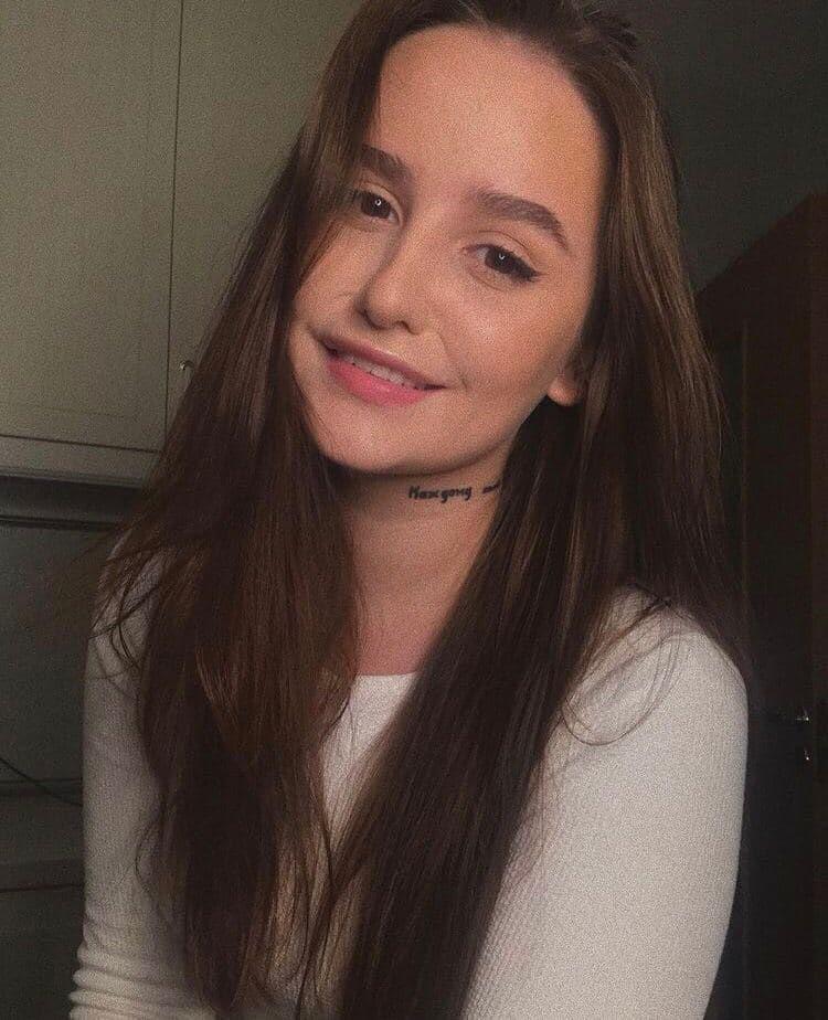 f21 Hey there | Scrolller