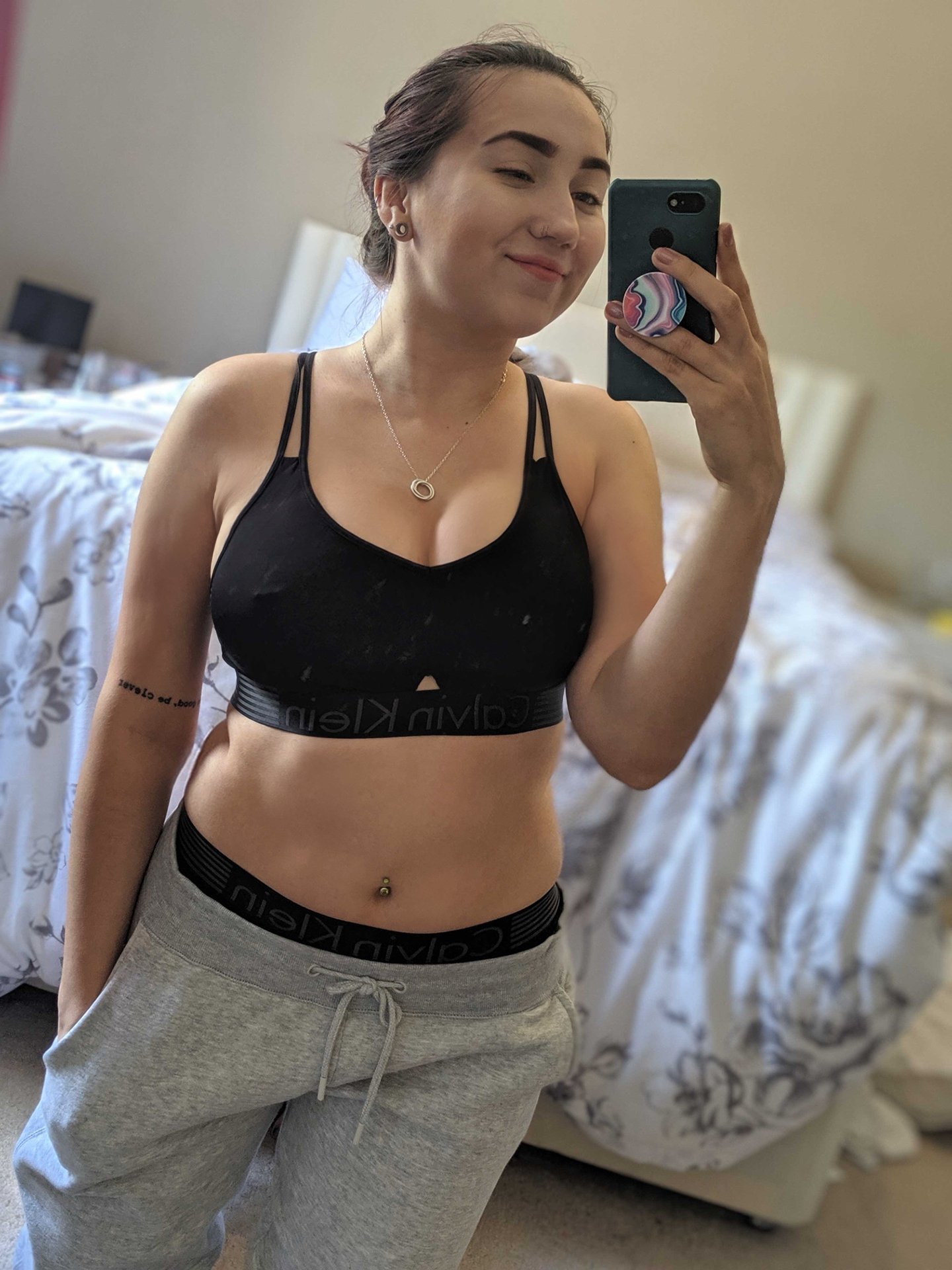 (F24) My titties say good morning! | Scrolller